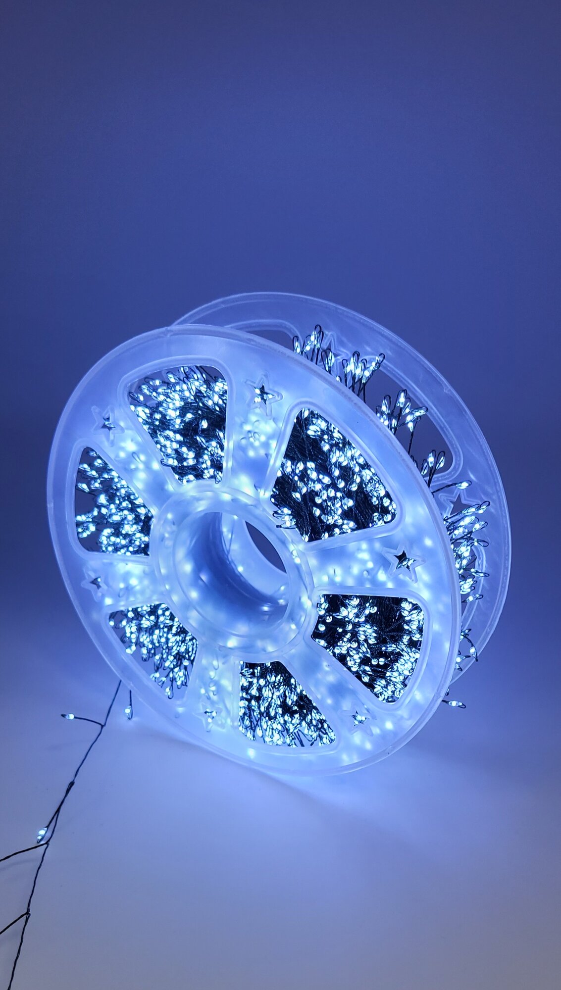 Гирлянда роса мишура хвойная лапа 100 метров уличная холодный белый свет провод зеленый 2500 светодиодов