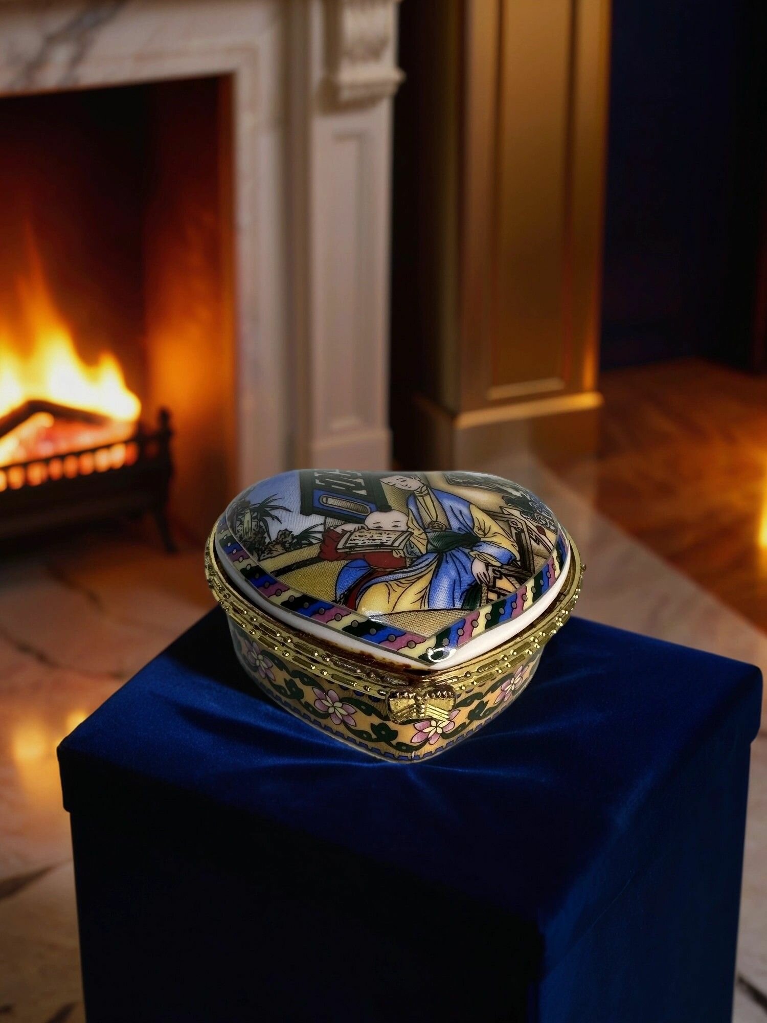 Керамическая шкатулка в форме сердца Восточные мотивы, 5,5*5,5*4 см