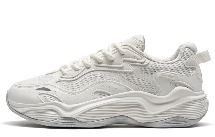 Кроссовки Xtep