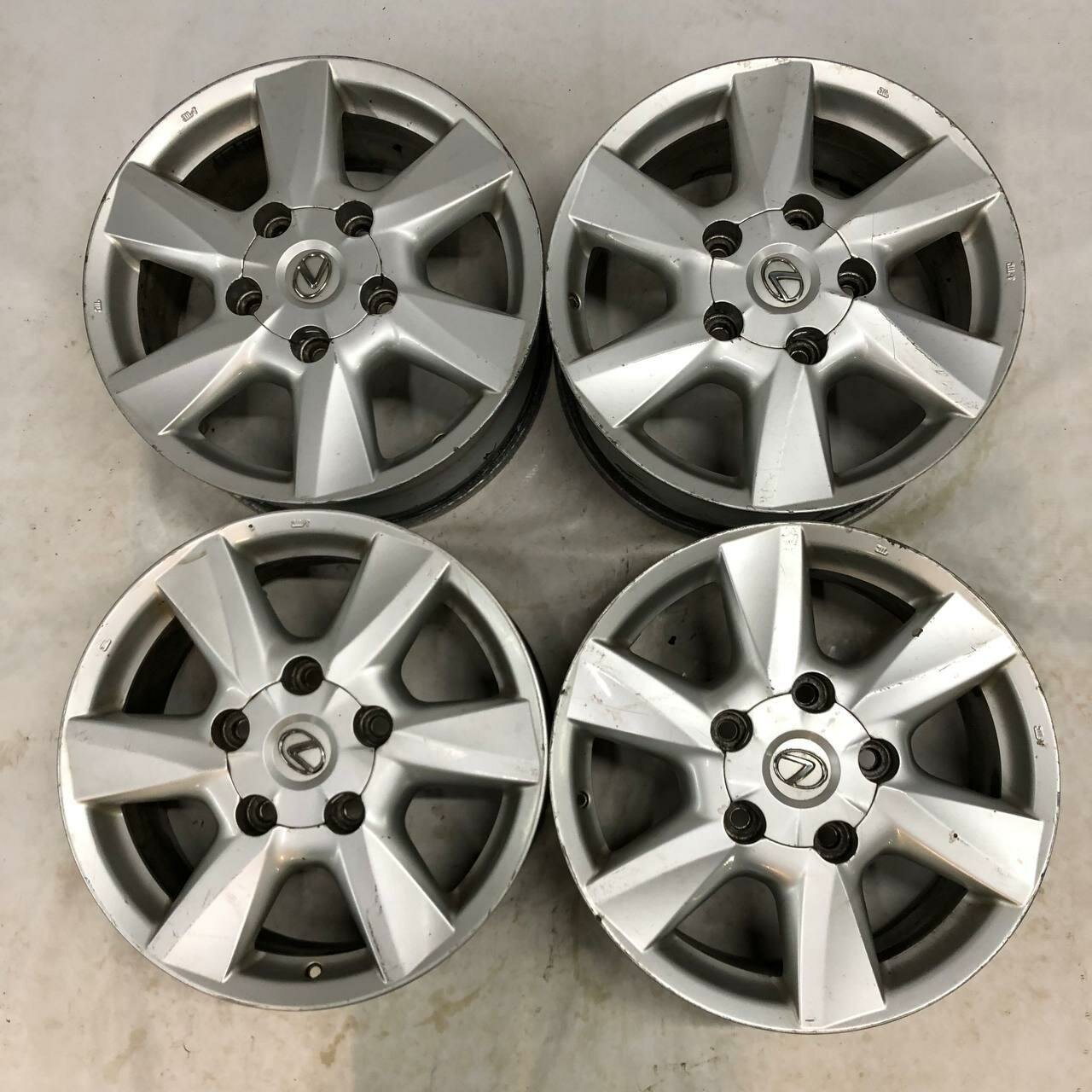 Колесные диски Toyota 18x8 PCD 5x150 D110.1 ET60 (оригинал)