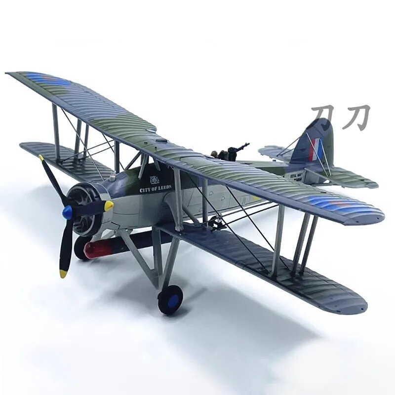 Статичная модель самолета HYINUO 1:72 биплан из сплава