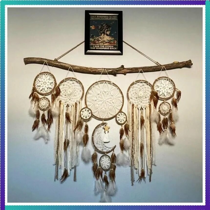 Ловец снов из макраме ручной работы для уюта и красоты интерьера