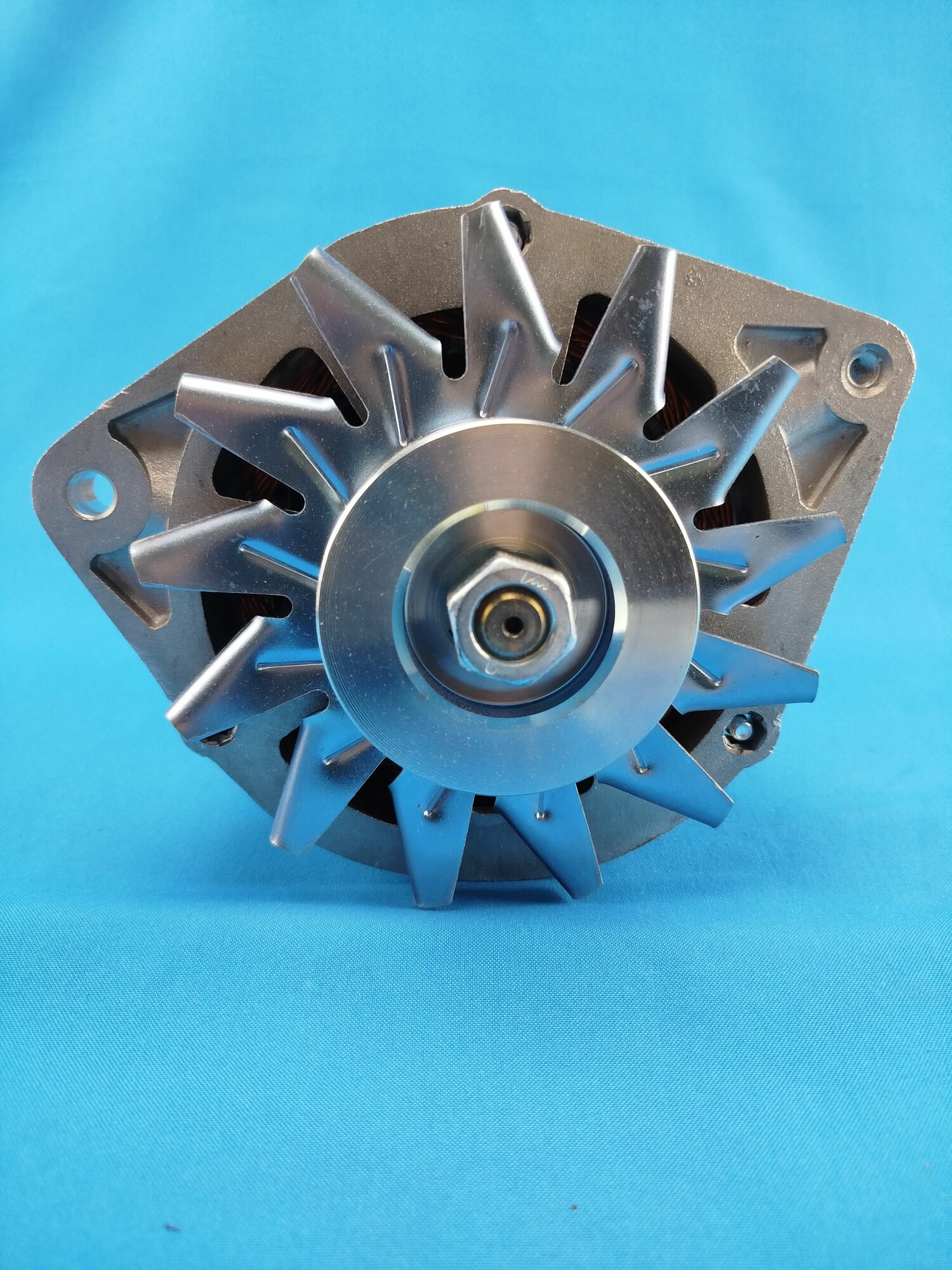 Генератор "прамо" для а/м КамАЗ Евро дв.740.1, Д463-10 два шкива (28В 80А) компакт