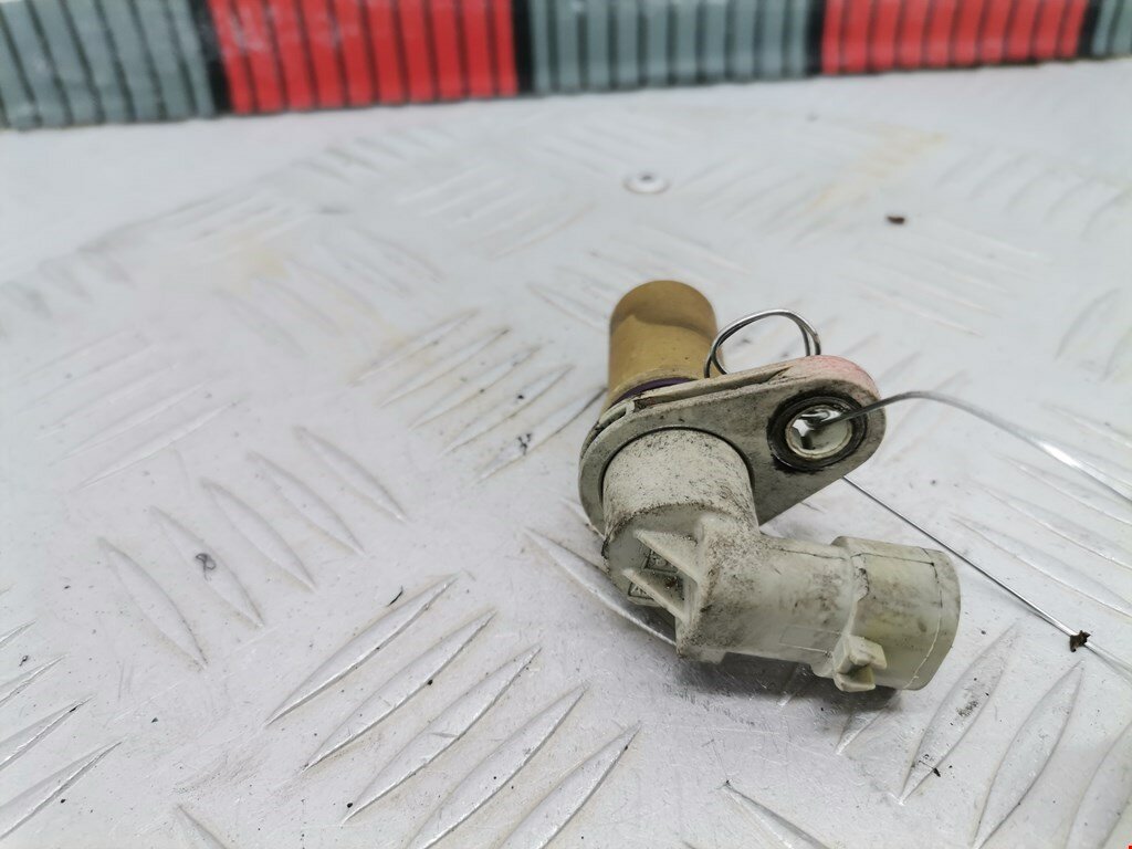Датчик коленвала Alfa Romeo 159 (939) 46798345 арт. 1700615