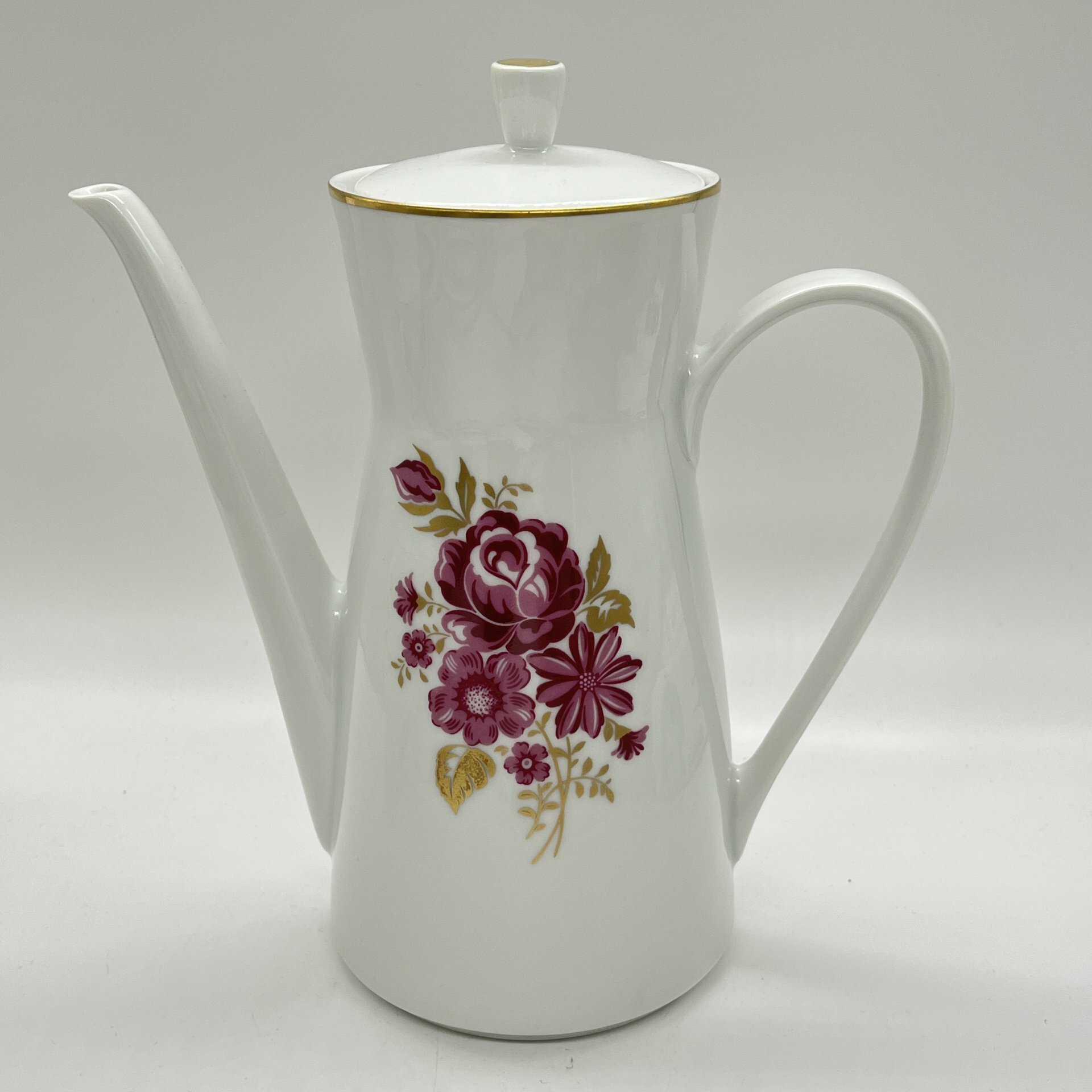 Кофейник с цветочным декором, фарфор, деколь, золочение, Freiberger Porzellan, ГДР, 1970-1990 гг.
