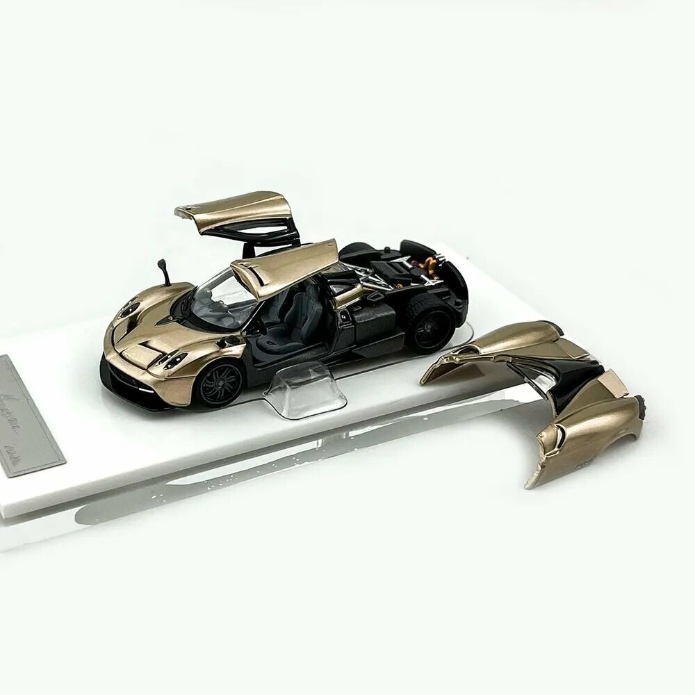 HKM 1:64 Pagani HUAYRA Coupe Легковая модель автомобиля