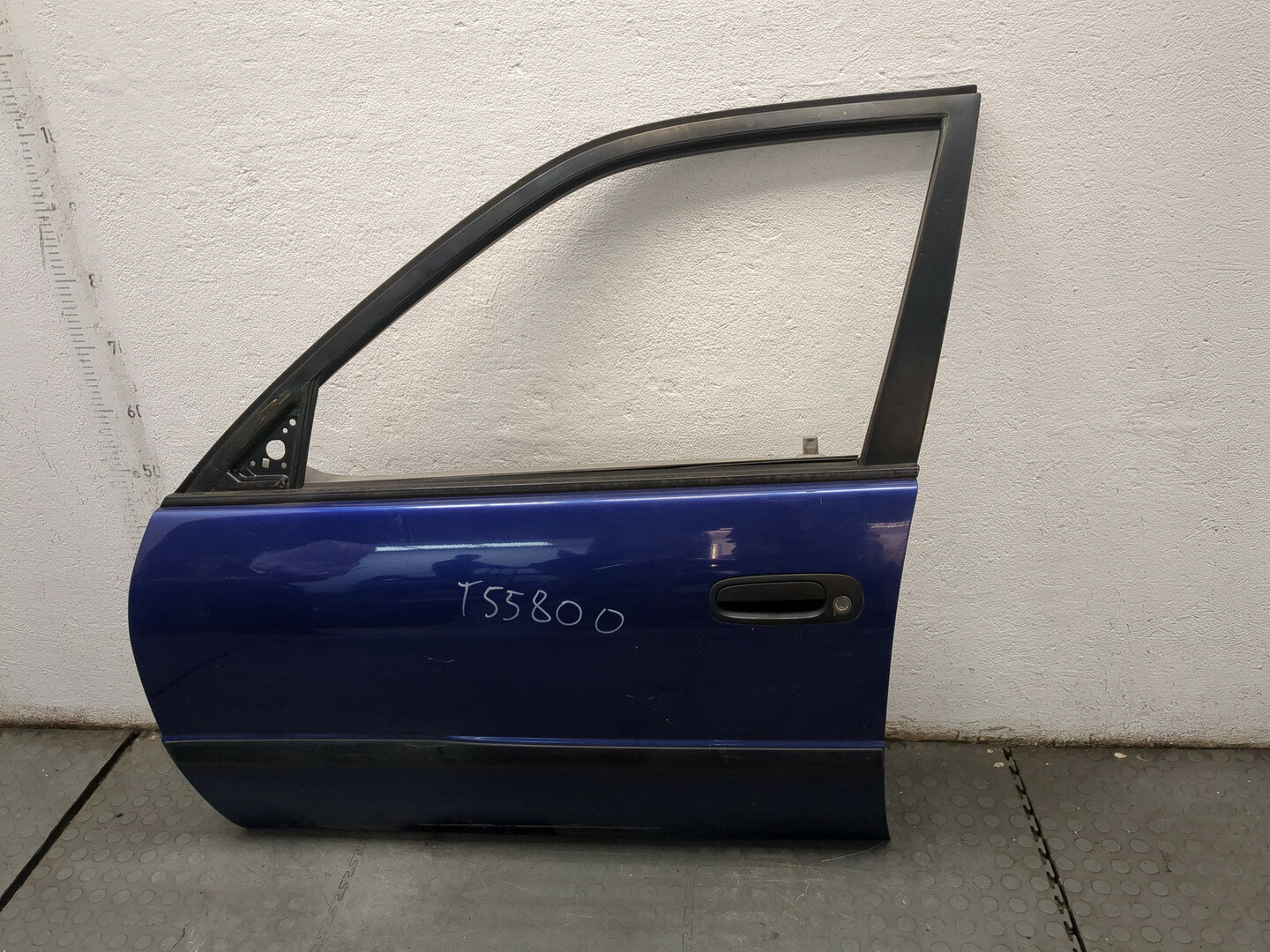 Дверь боковая (легковая) левая передняя Toyota Corolla E11 Б/У