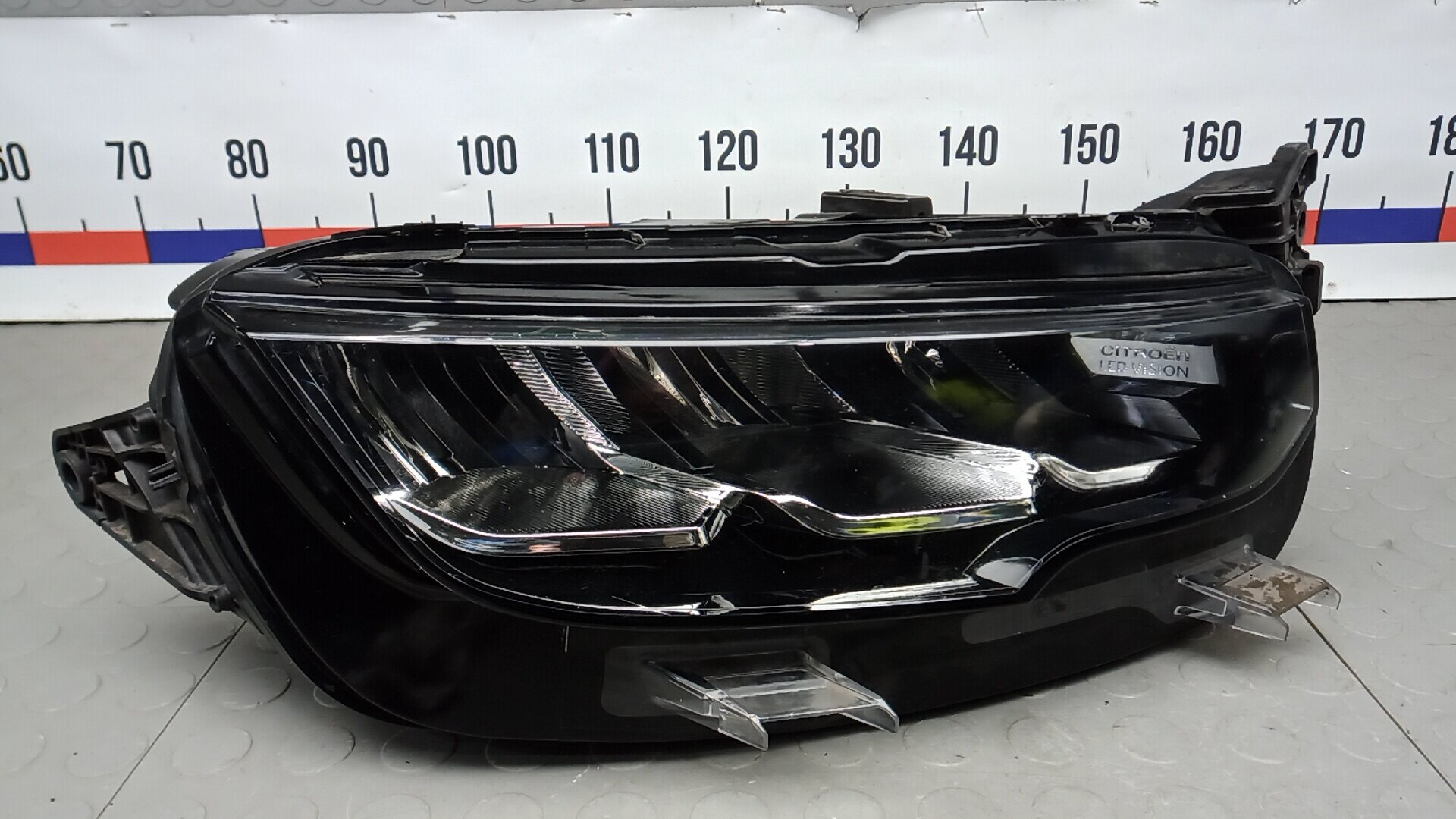 Фара правая CITROEN C5 AIRCROSS