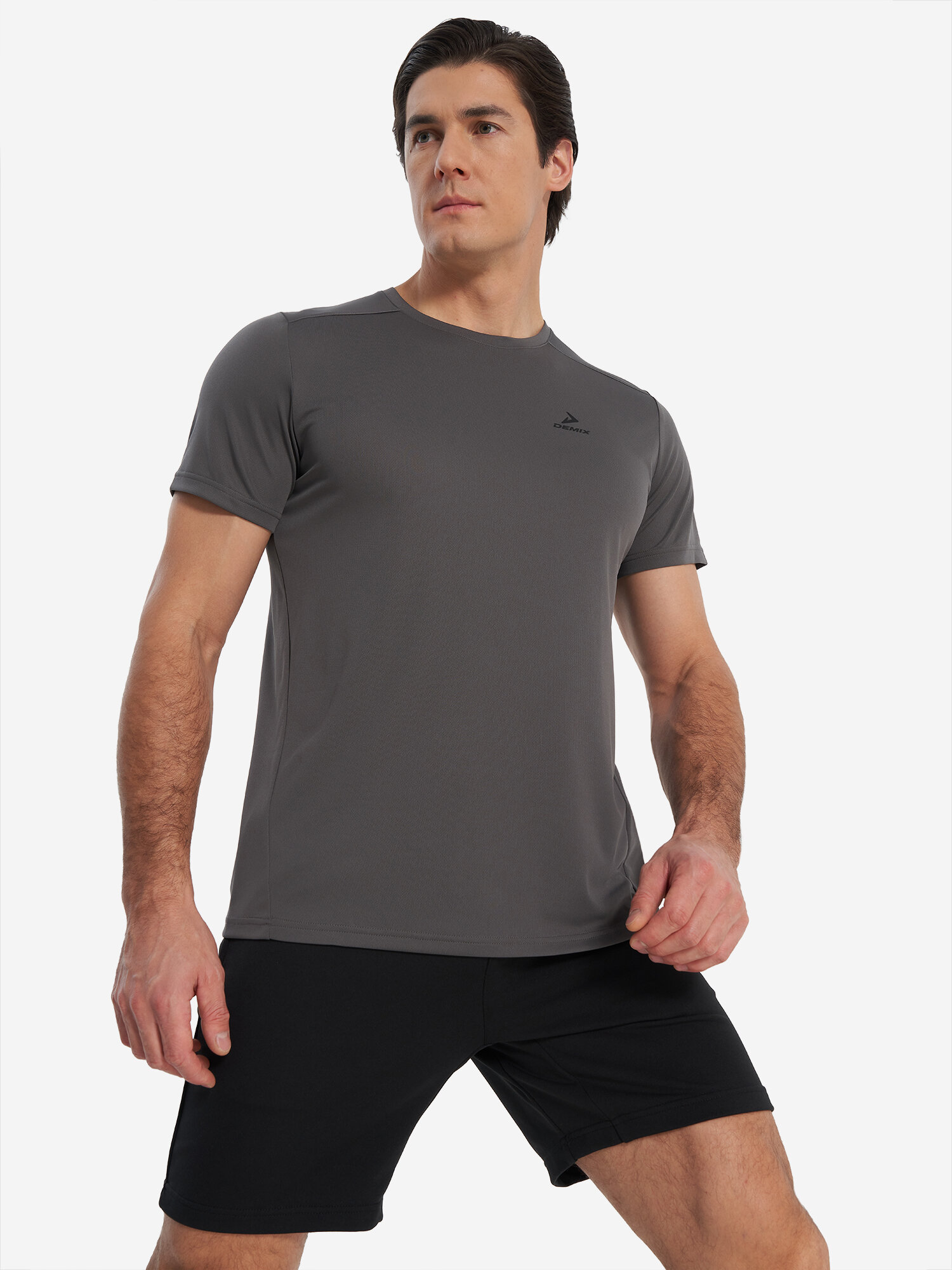 Футболка спортивная