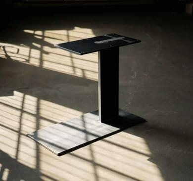 Металлическое дизайнерское подстолье / стиль Loft/ индивидуальное изготовление / порошковая окраска / Модель 05