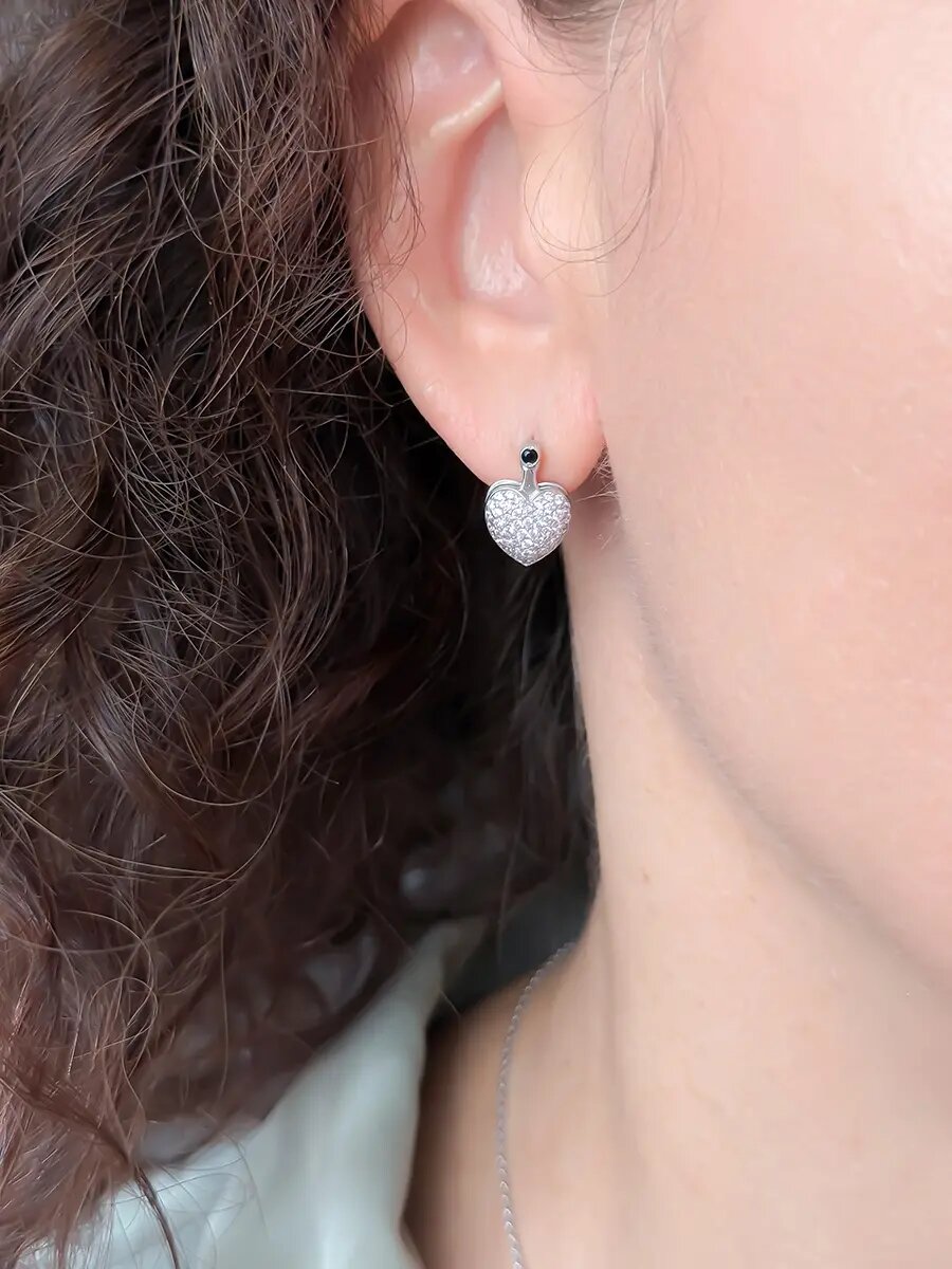 Серьги, серебро, 925 проба, родирование, сапфир синтетический, шпинель