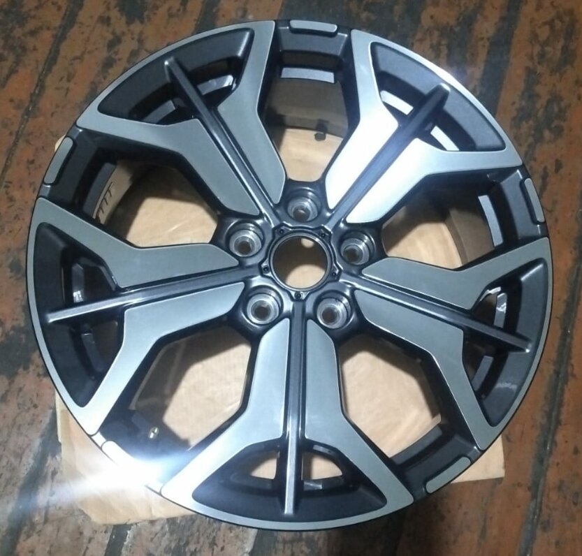 Диск литой R-18 оригинальный Kia Seltos 2019-2023г. Hyundai. 7,5Jx18, 5x114,3. ET-52, DIA-67,1.