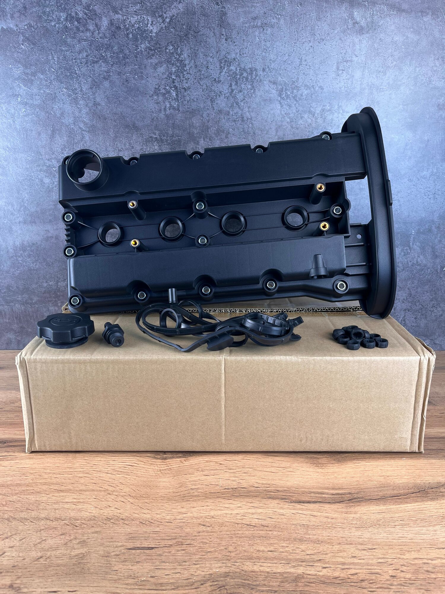 Клапанная крышка Шевроле Круз/Лачетти — оригинал и аналоги. Доставка