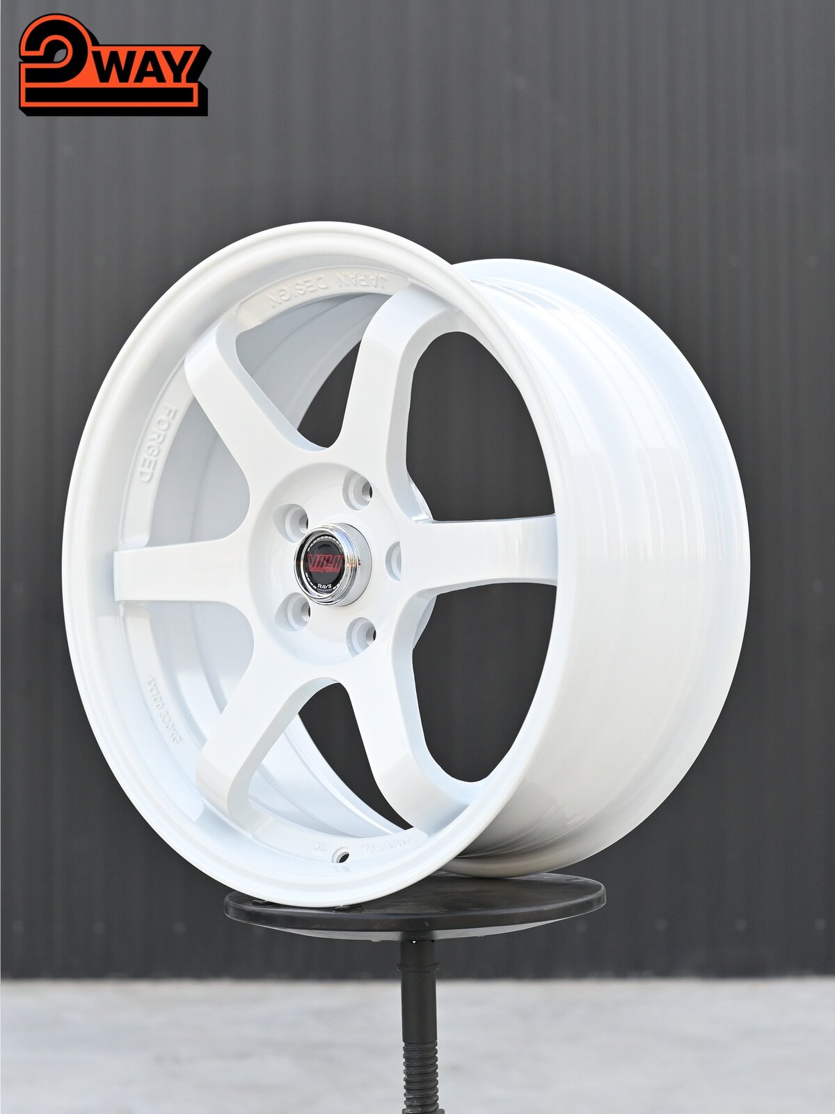 Литой диск Taigiro Volk Racing TE37SL, R18, вылет ET38, ширина 8.0, белый