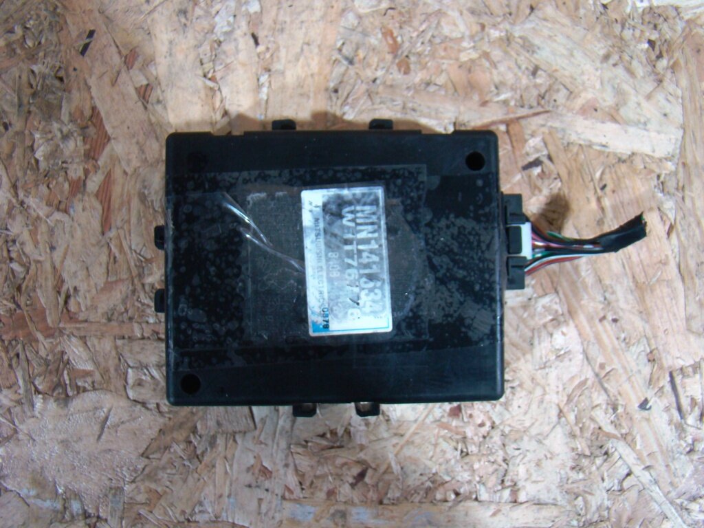 Citroen C-Crosser Блок управления парктроником 6590Z4