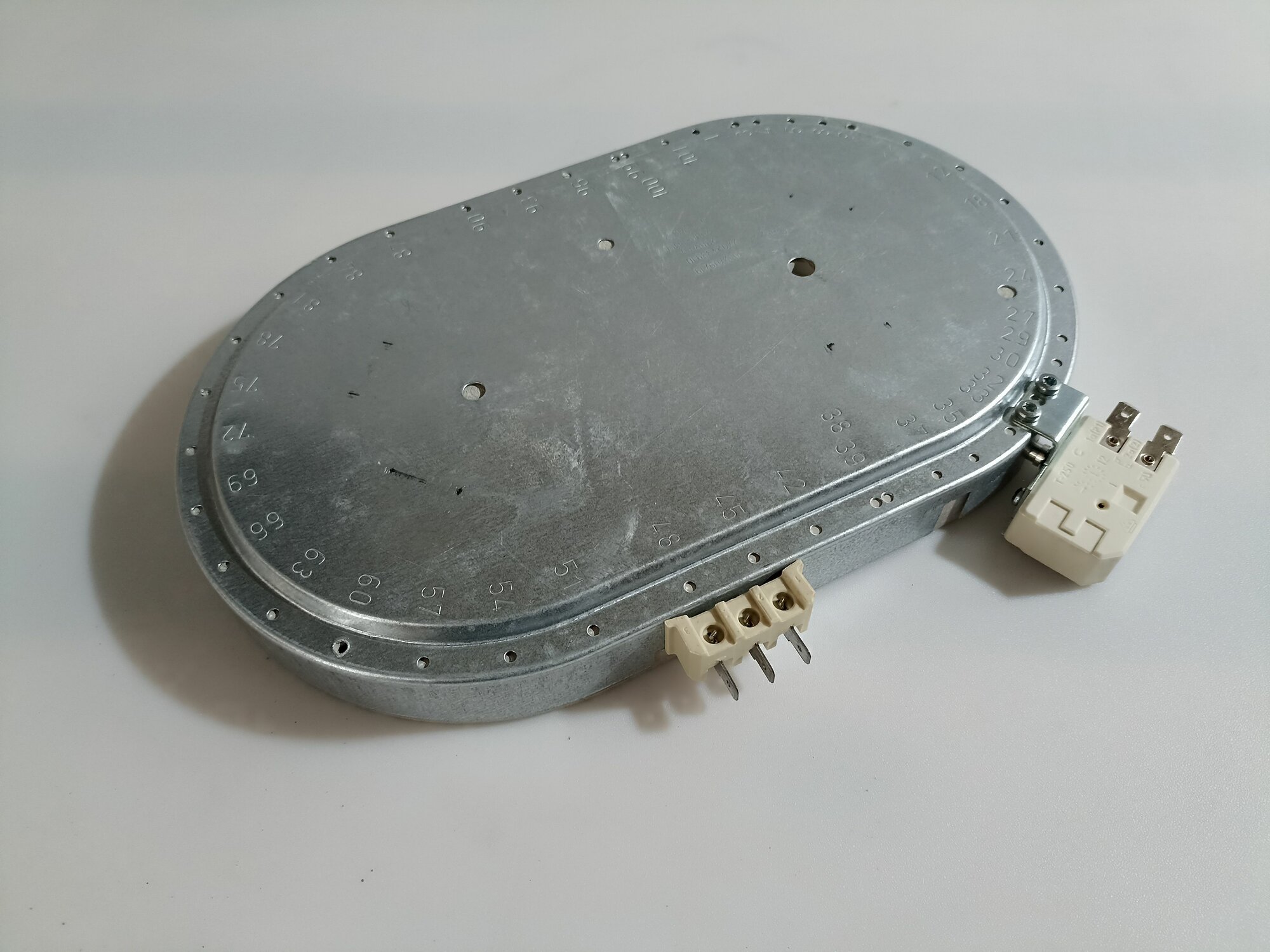 Конфорка малая, для варочной поверхности BEKO HIC64404TX