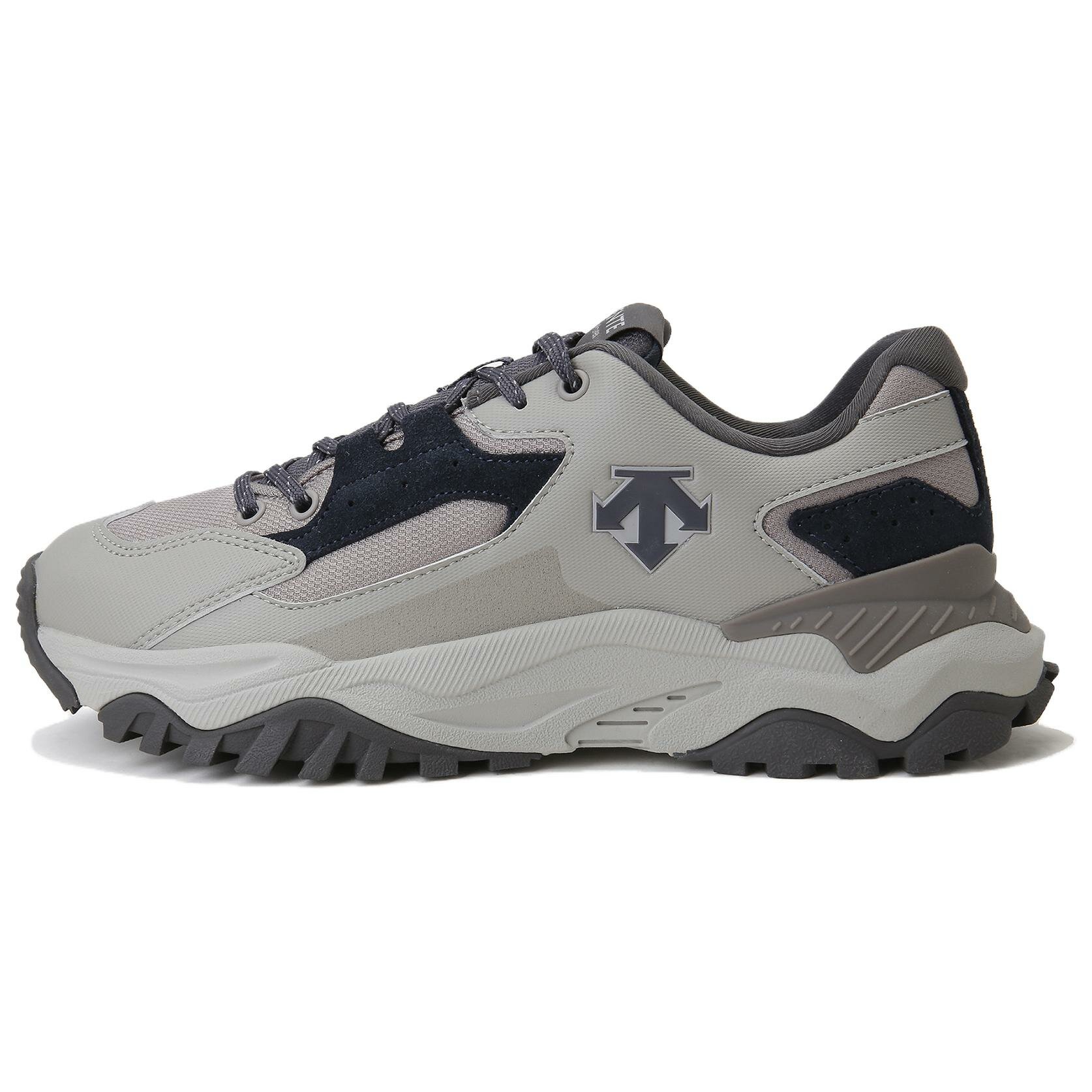 Кроссовки Plozen