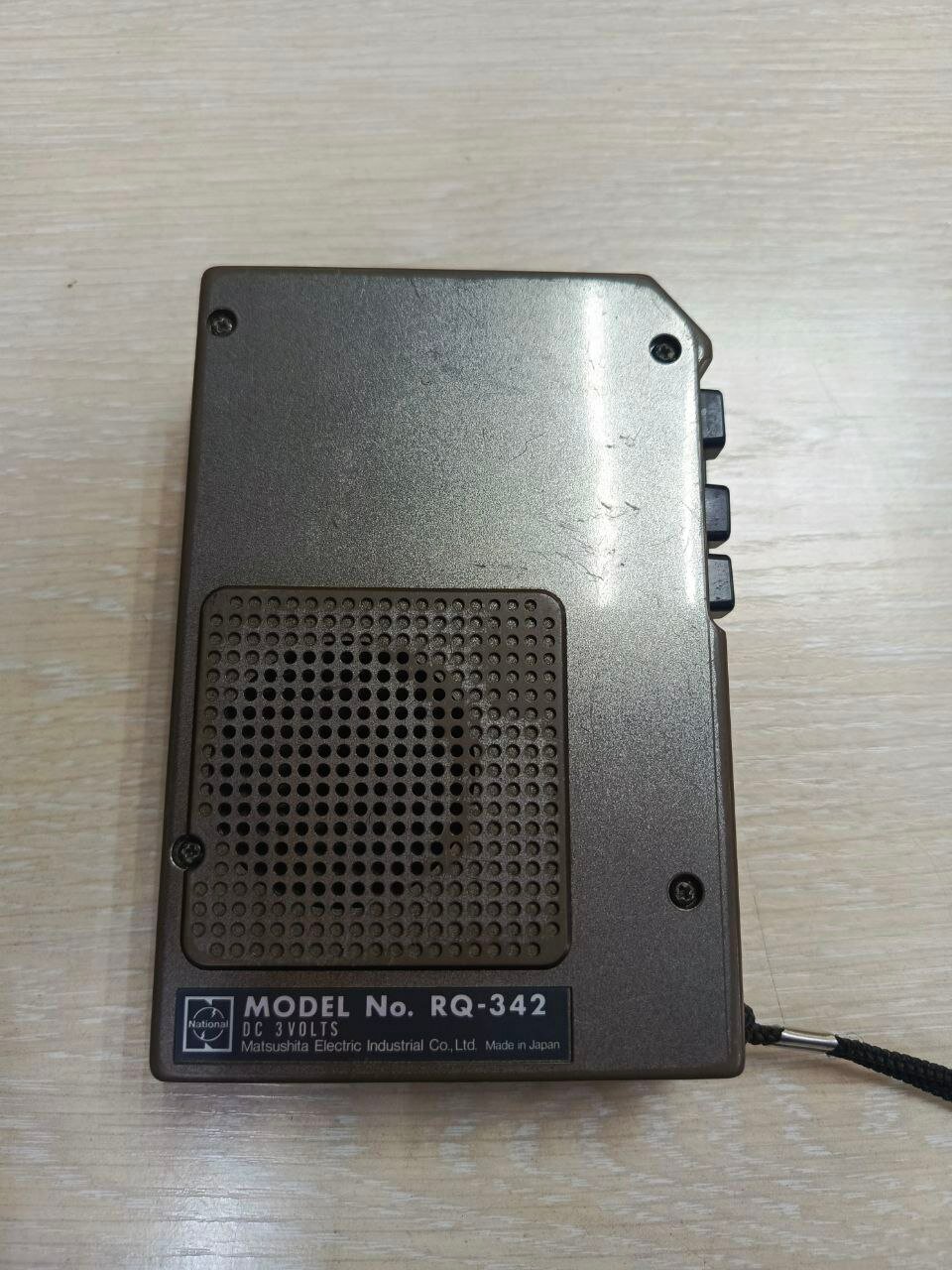 Кассетный диктофон «NATIONAL RQ-342». Япония / начало 80-х годов.