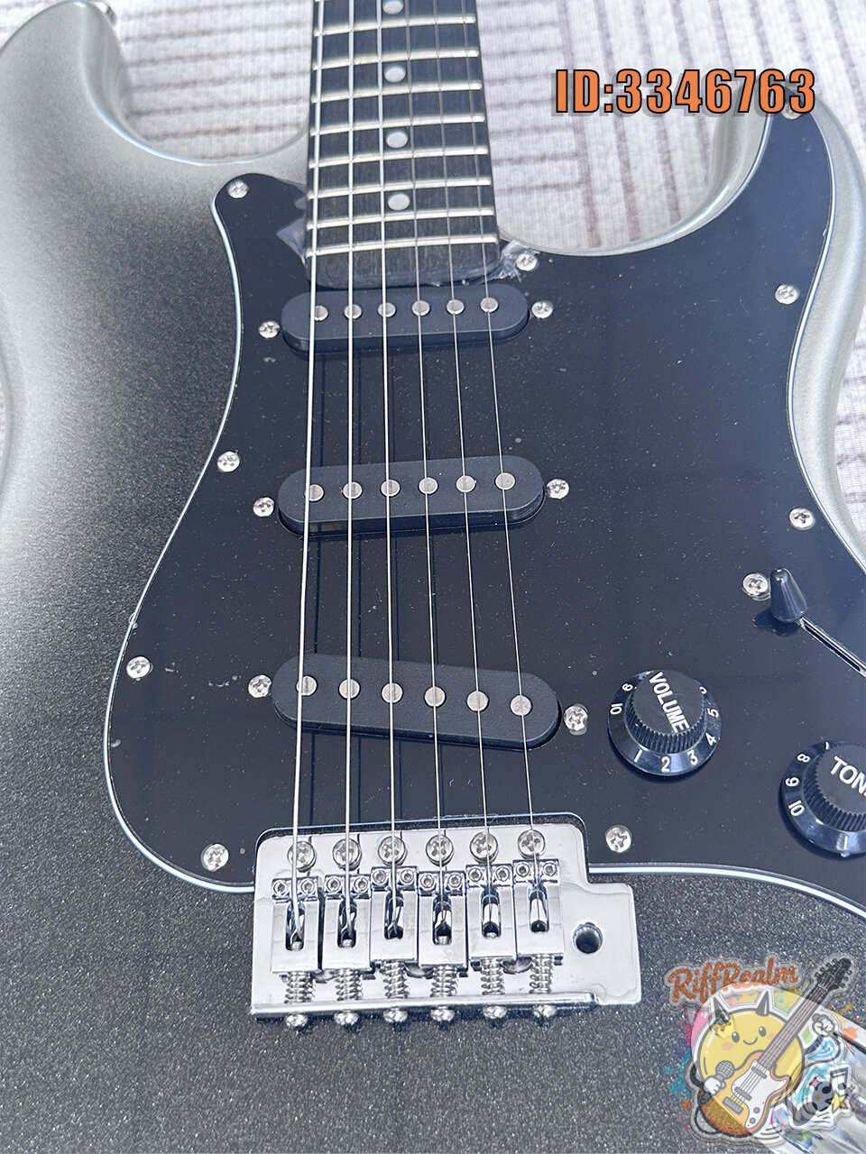 Электрогитара Stratocaster Grey&White — фото 1