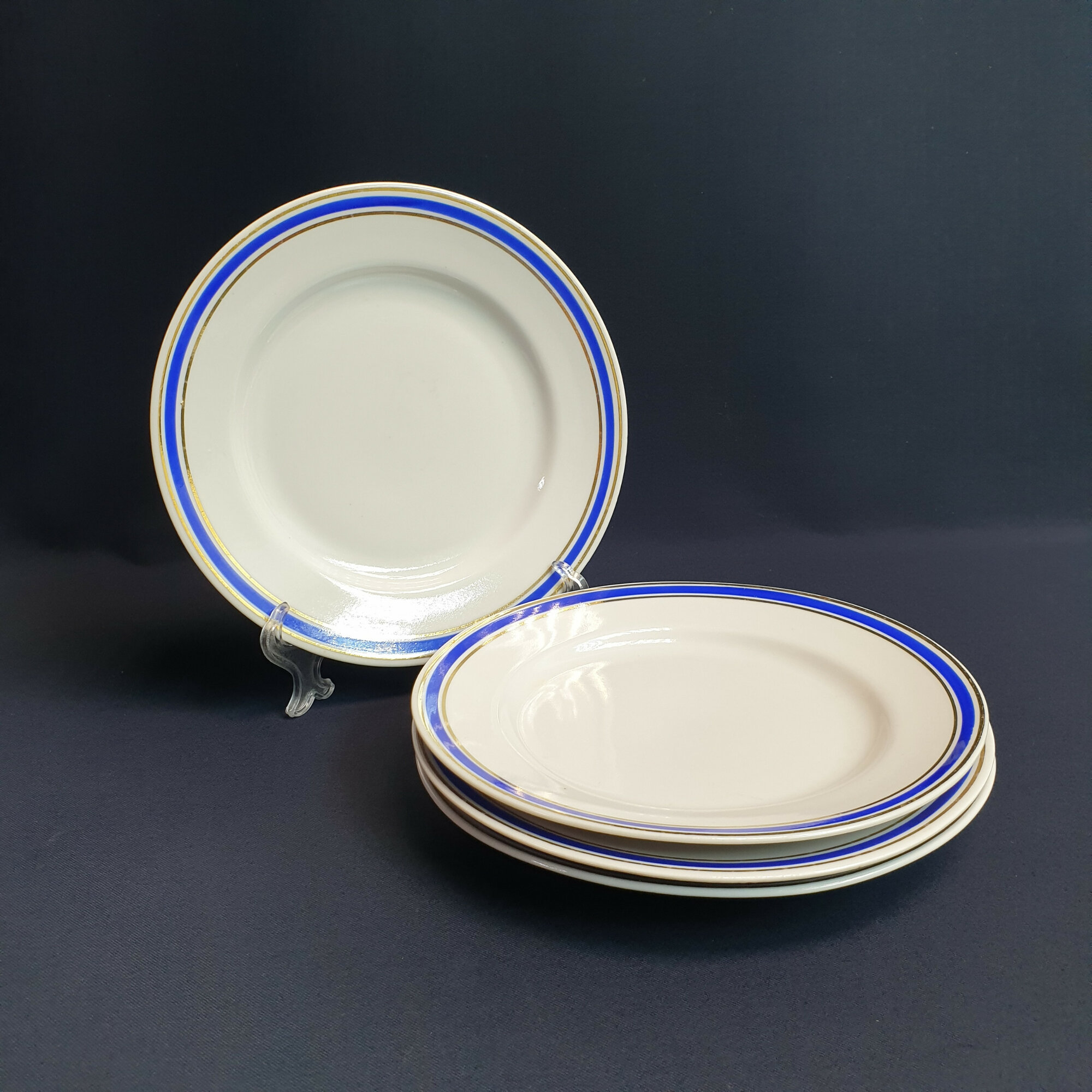 Набор из 4 десертных тарелок Пролетарий, фарфор позолота 20 см, винтаж СССР