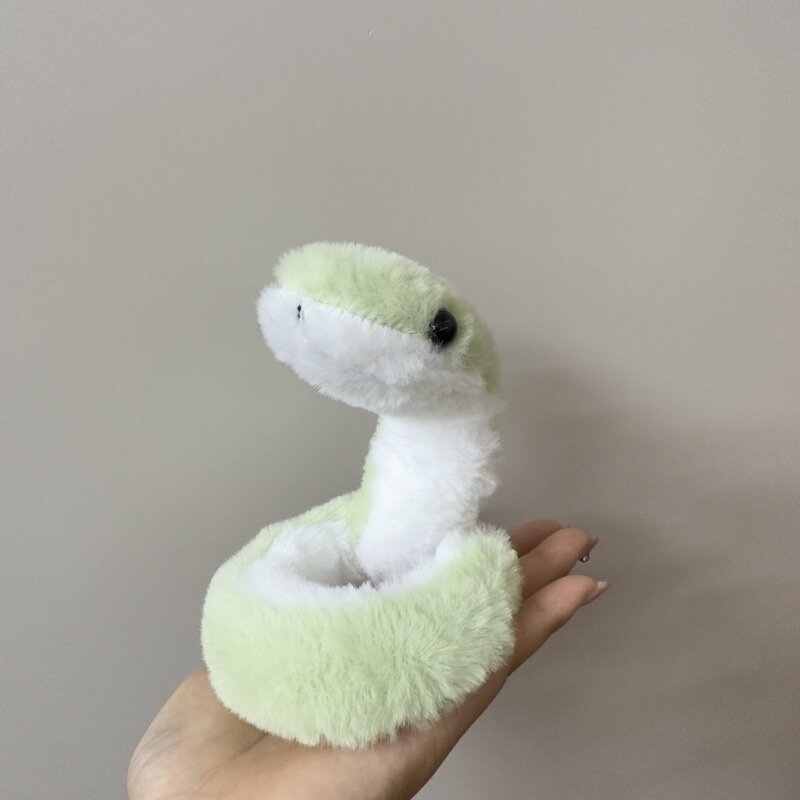 2025 год змеи талисман плюшевая змеиная кукла может быть согнутой, простой диван, украшение гостиной, милая зеленая