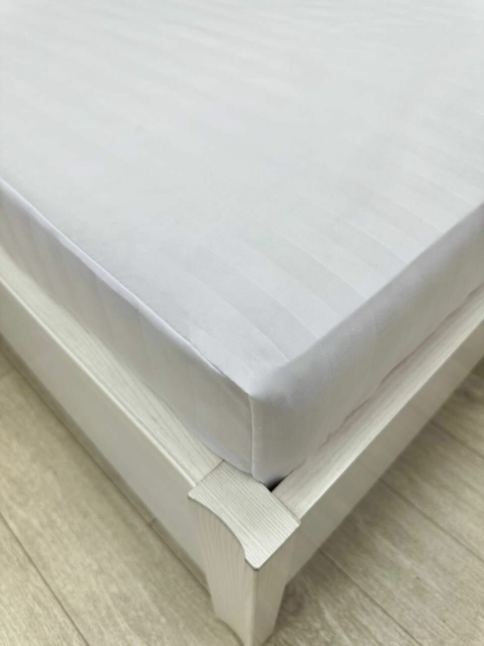 Простыня SOANA, на резинке, белая, полисатин, 160 см x 200 см