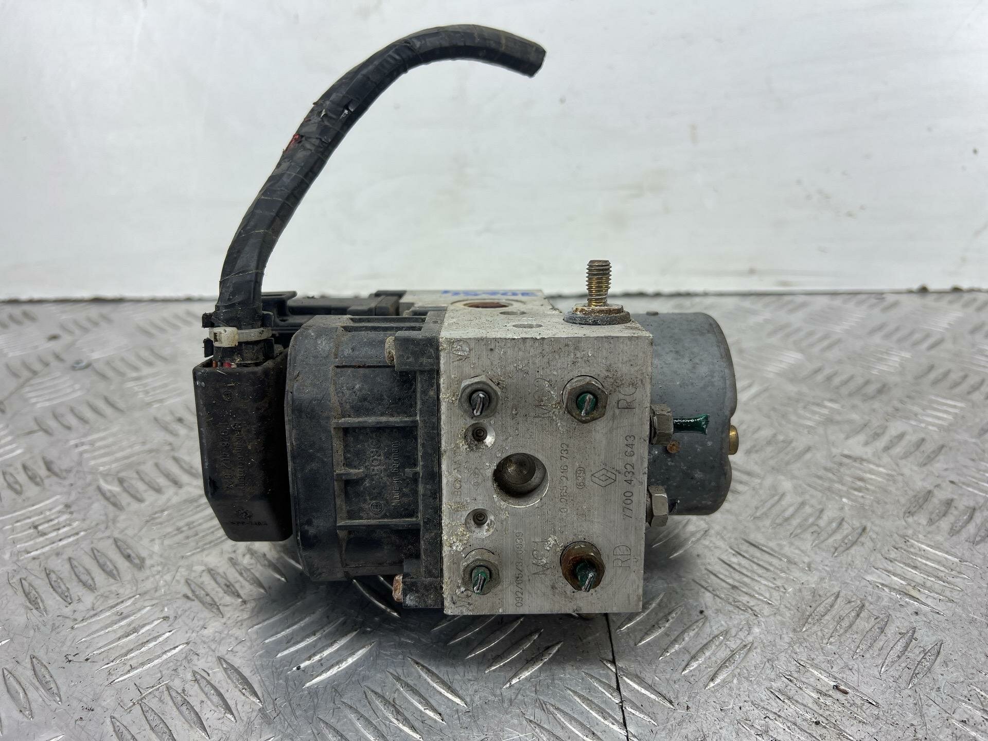 Блок ABS Renault Scenic рест. (1999 - 2003) 0265216732