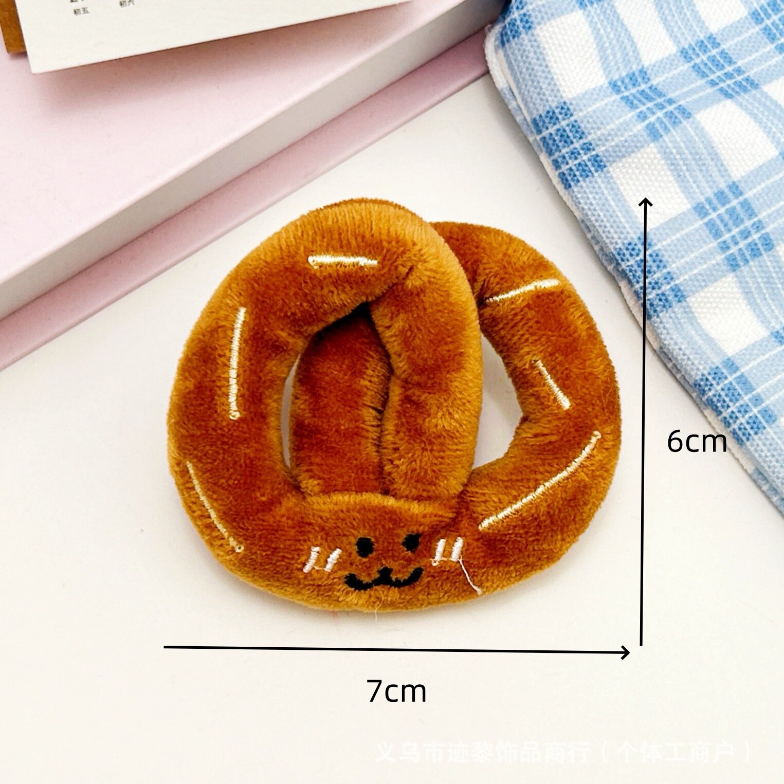 Креативная мультяшная игрушка для еды, забавный кулон в виде картофельного круассана, милая плюшевая кукла, брошь,