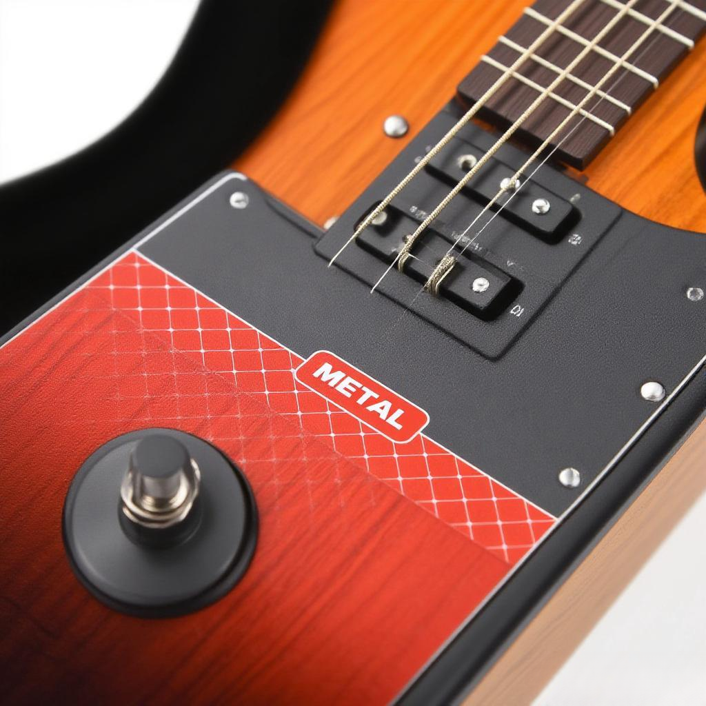 METAL Гитарный наушной усилитель Amp с разъемом 1/4 дюйма, разъемом для наушников 3.5 мм и Aux In, с регулировками Gain, Tone, Volume, встроенной перезаряжаемой батареей 3.7V 450mA, размером 8.5*8*2cm, весом 48g, включая USB кабель для зарядки и