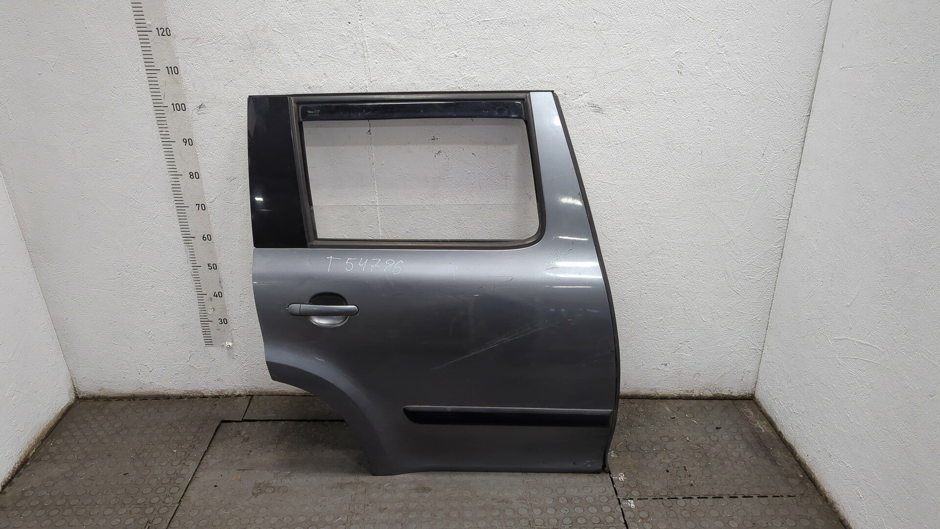 Дверь боковая (легковая) правая задняя Skoda Yeti Б/У