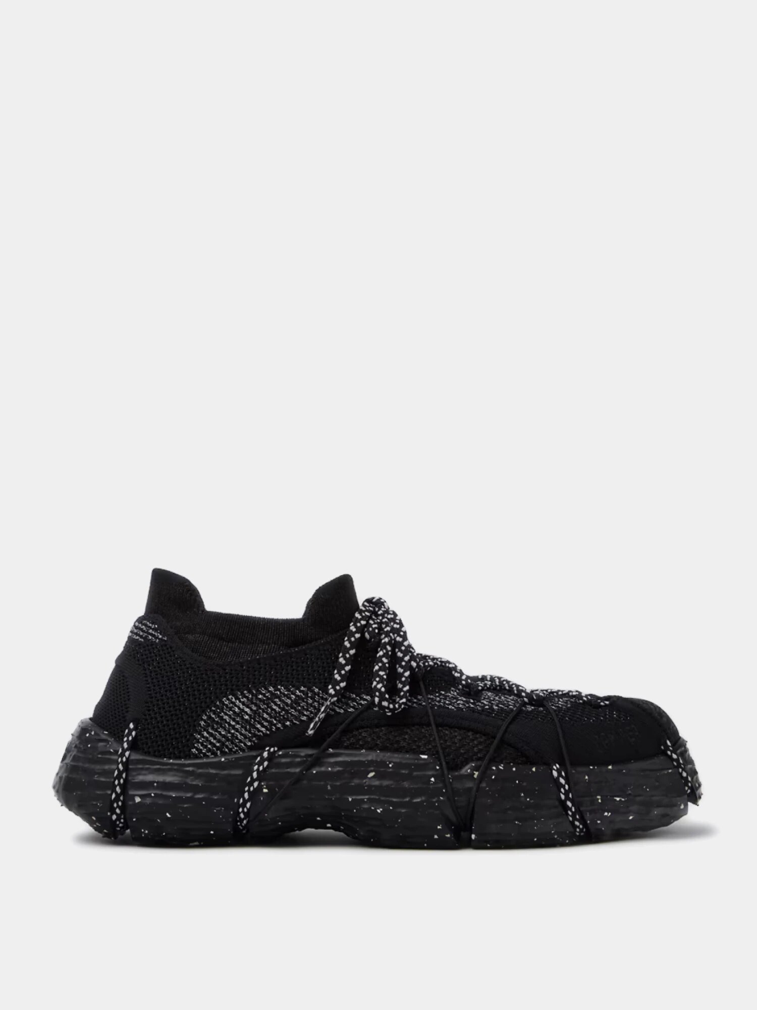 Кроссовки Roku