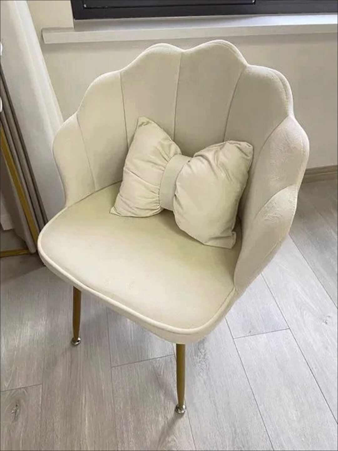 Простой фланелевый стул для макияжа с лепестками, туалетный столик, спинка для дизайна ногтей, туалетный стул