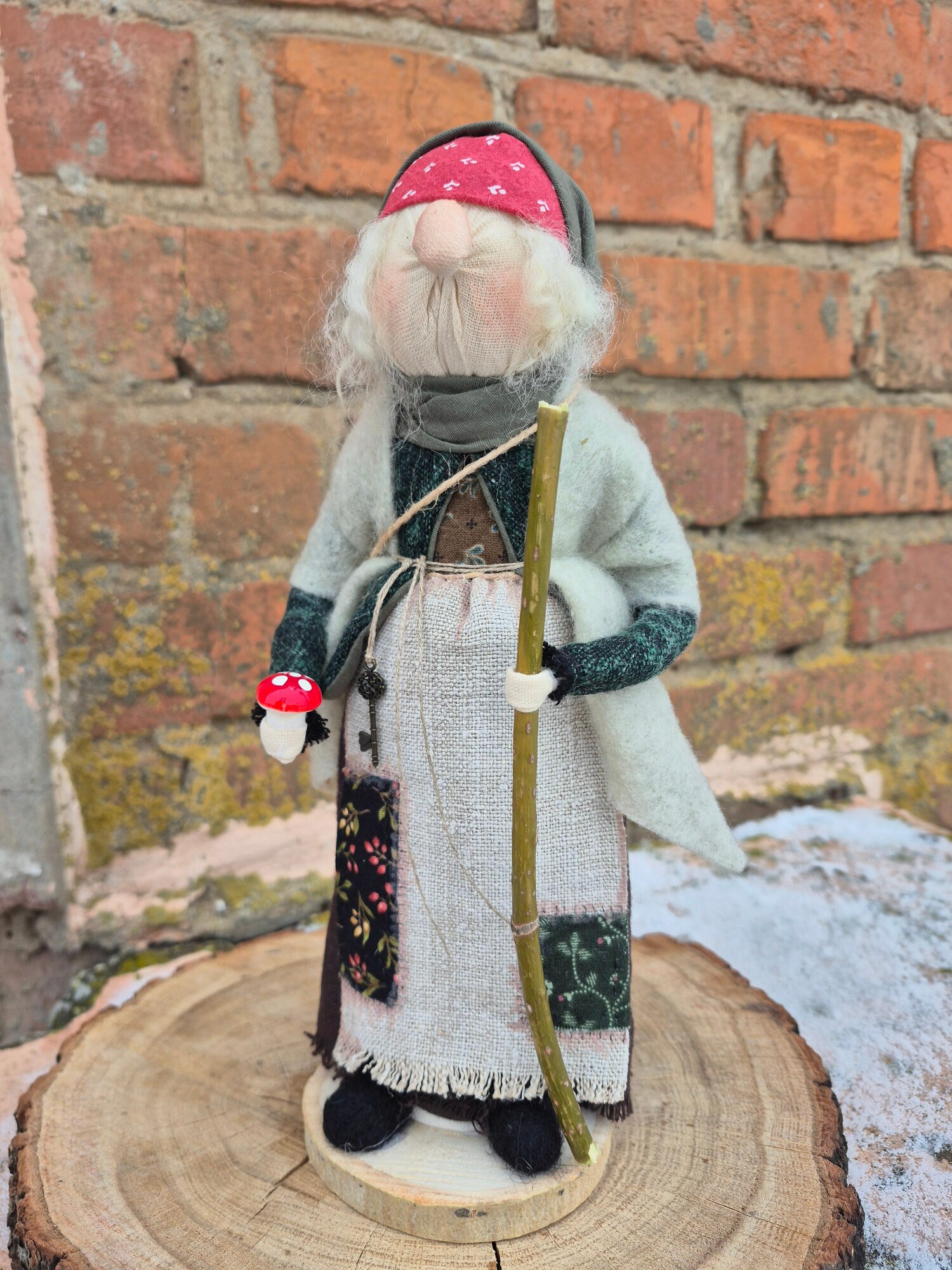 Баба Яга "Травница" Оберег-талисман для дома, интерьерная игрушка