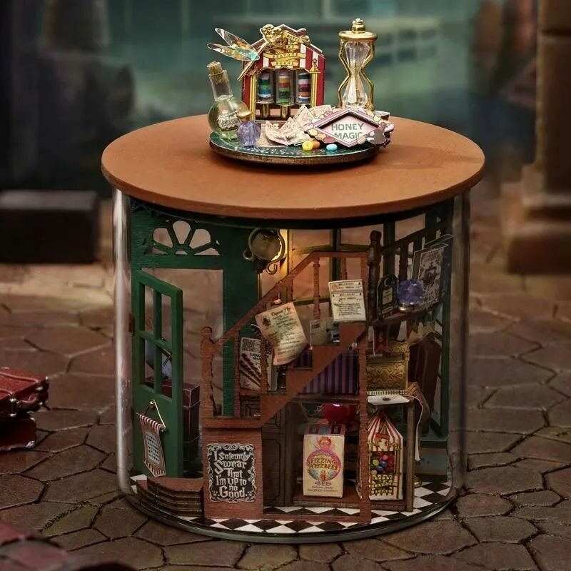 Румбокс Гарри Поттер "Лавка сладостей" подарочный интерьерный конструктор (Roombox B-048)