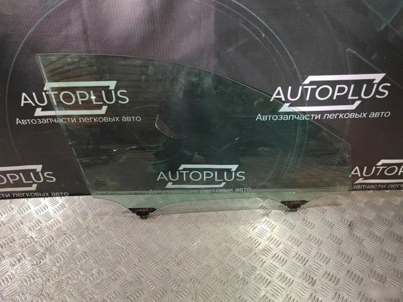 Стекло двери Toyota Corolla (1.6) Б/У с пробегом Арт. 681011A510