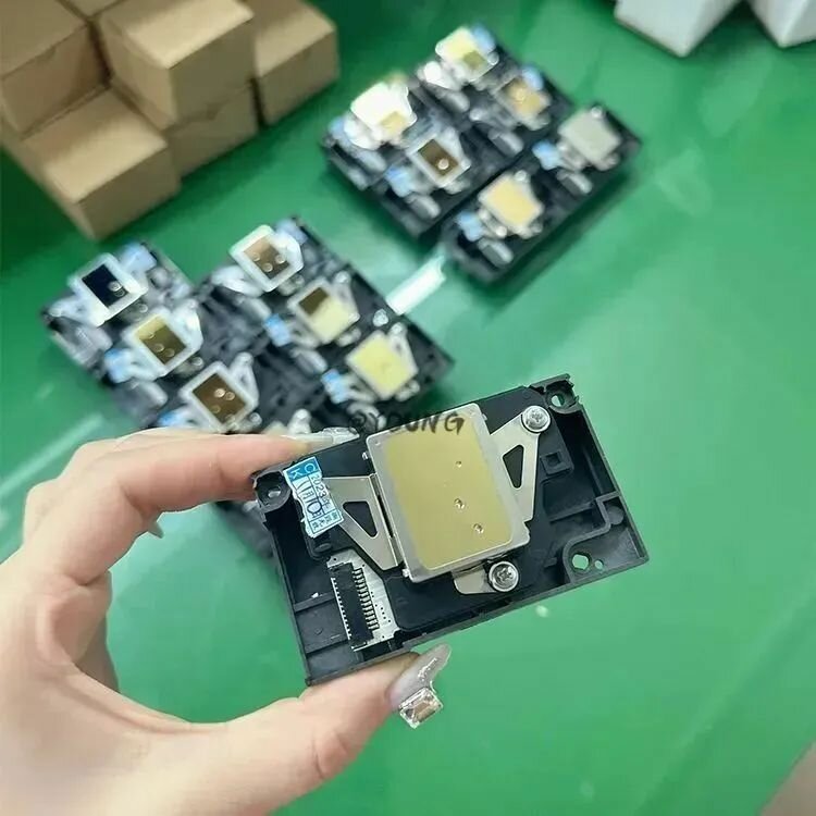 Печатающая головка новое Печатающая головка F180040 для Epson L800 L805 L810 L850 RX610 RX615 R290 RX690 P50 T50 T59, оригинал, Черный (black), 1 шт