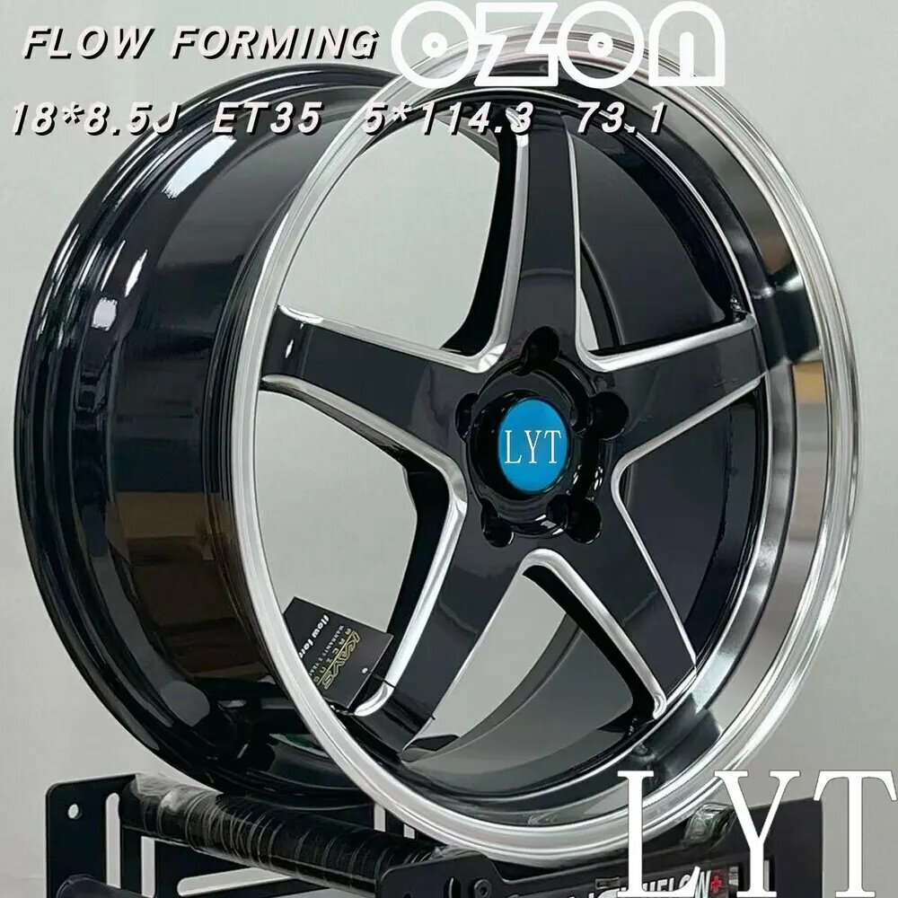 LYT Flow Froming Колесный диск Литой 18x8.5" PCD5х114.3 ET35 D73.1