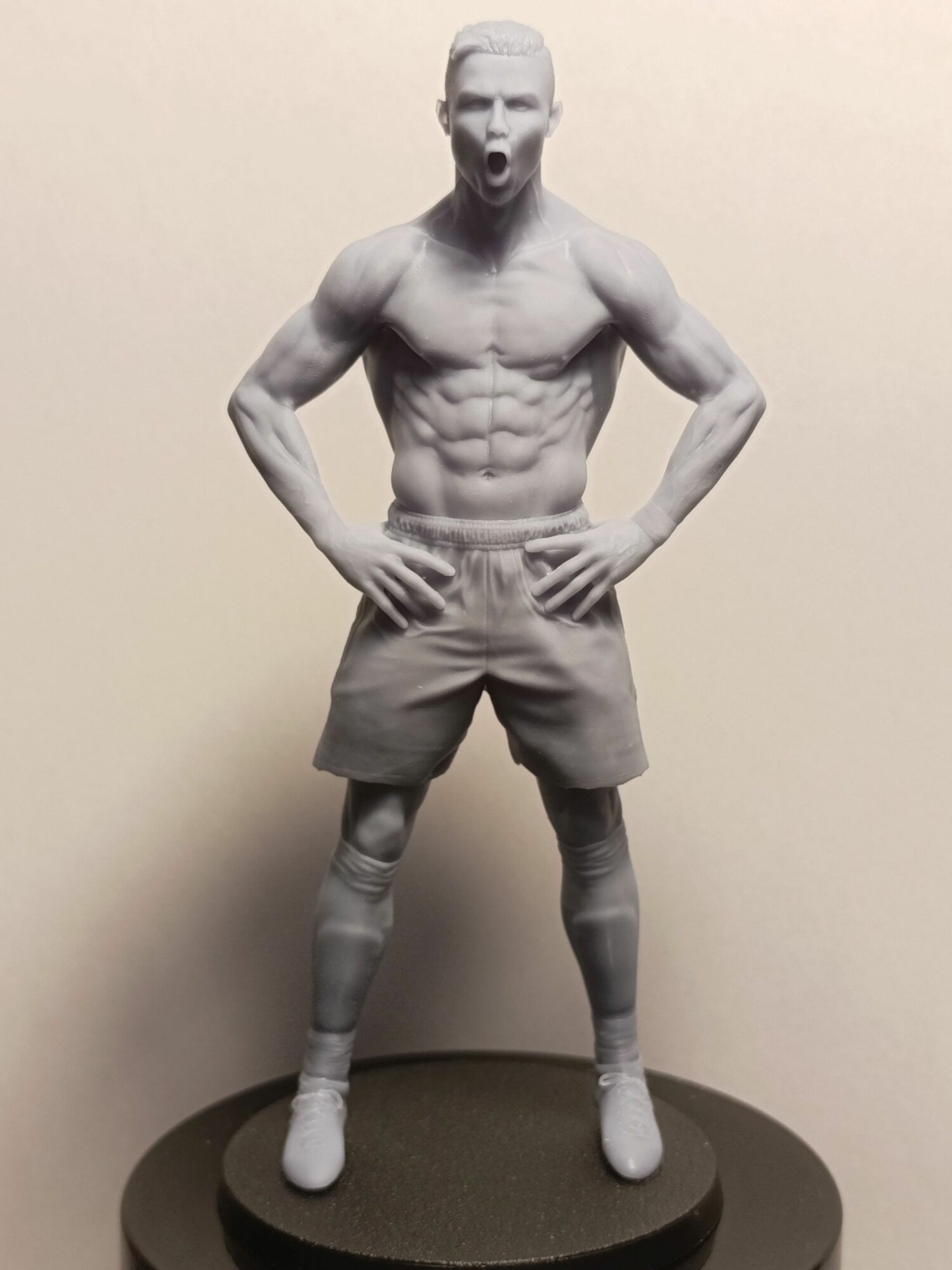Криштиану Роналду фигурка статуэтка на подставке / Cristiano Ronaldo