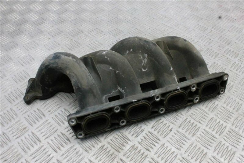 Б/У Коллектор впускной Skoda Octavia A4 / Шкода Октавия A4 1.8 AGN 125Л.С 1998