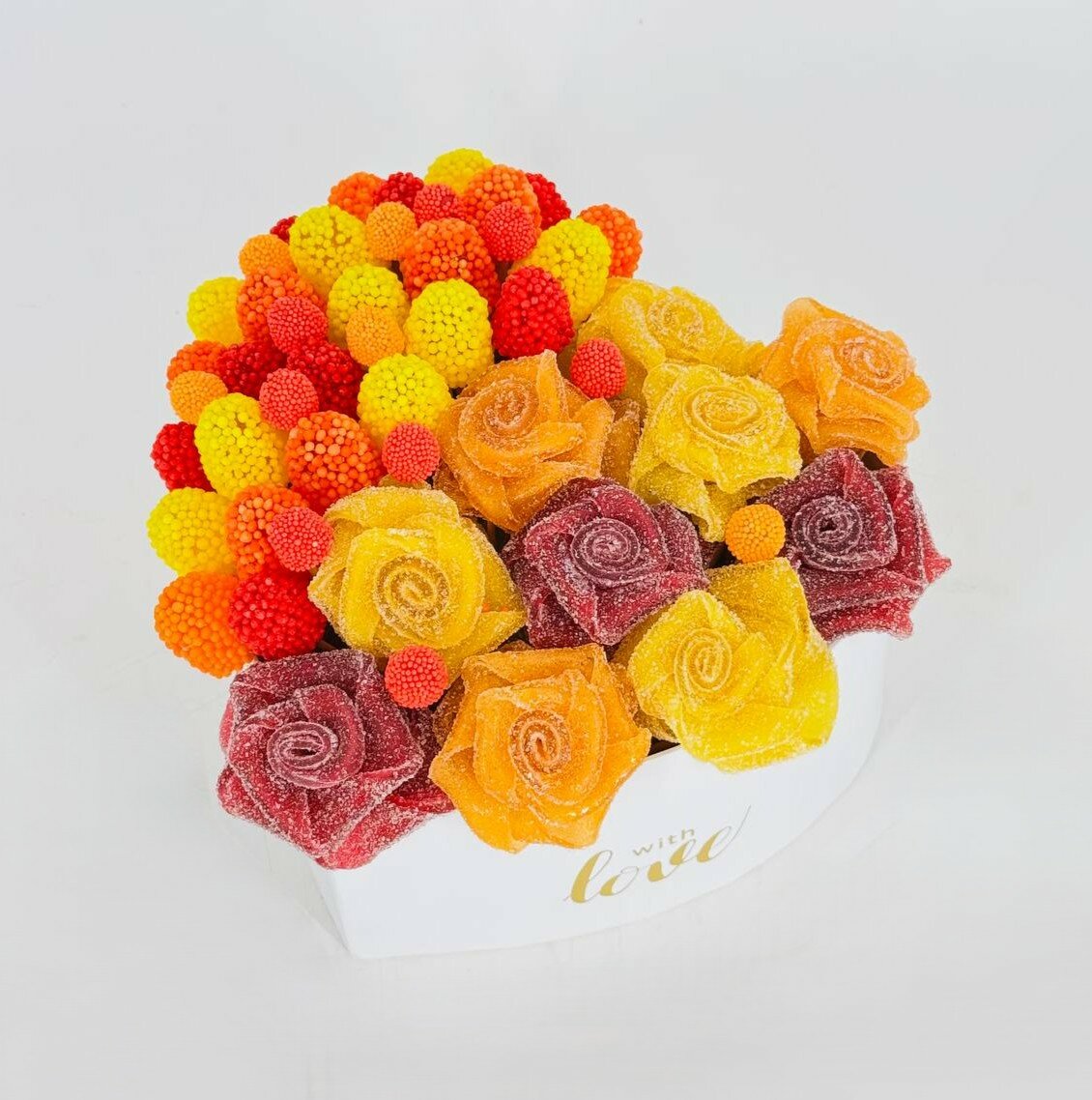 Сладкий букет в сердце из мармелада. Букет сладких роз
