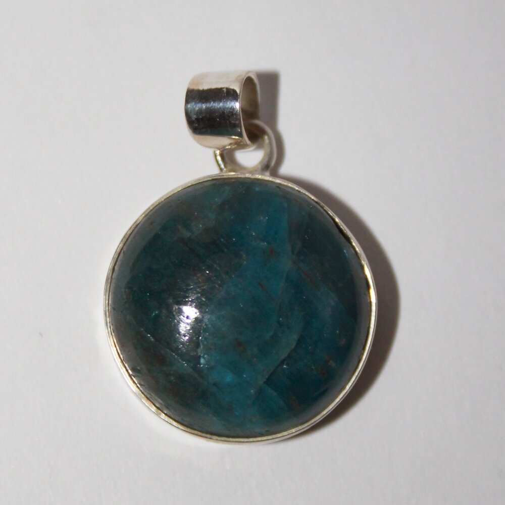 Колье, апатит