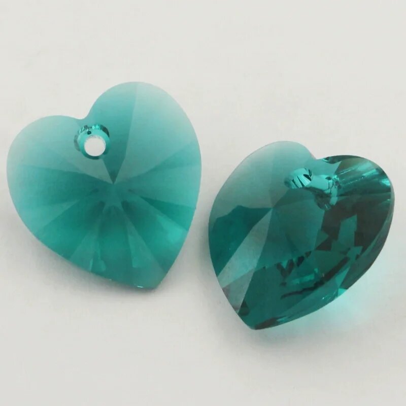 XILION подвеска в форме сердца с кристаллами Изумрудный, 10.3X10mm-1Piece, Emerald 205