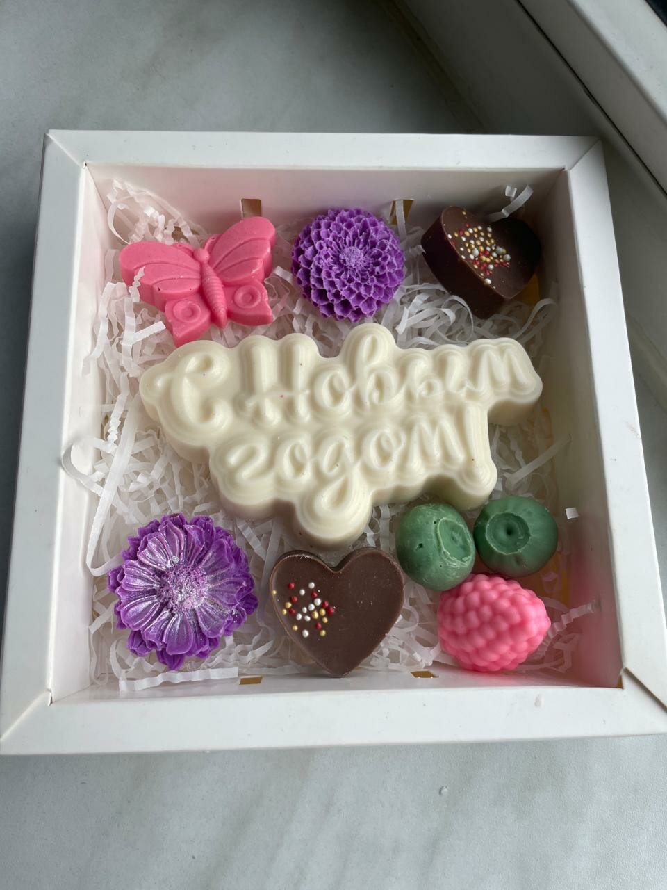 Сладкий подарок "С новым Годом" набор конфет от ShokoTrend, ванильный вкус, 100 гр