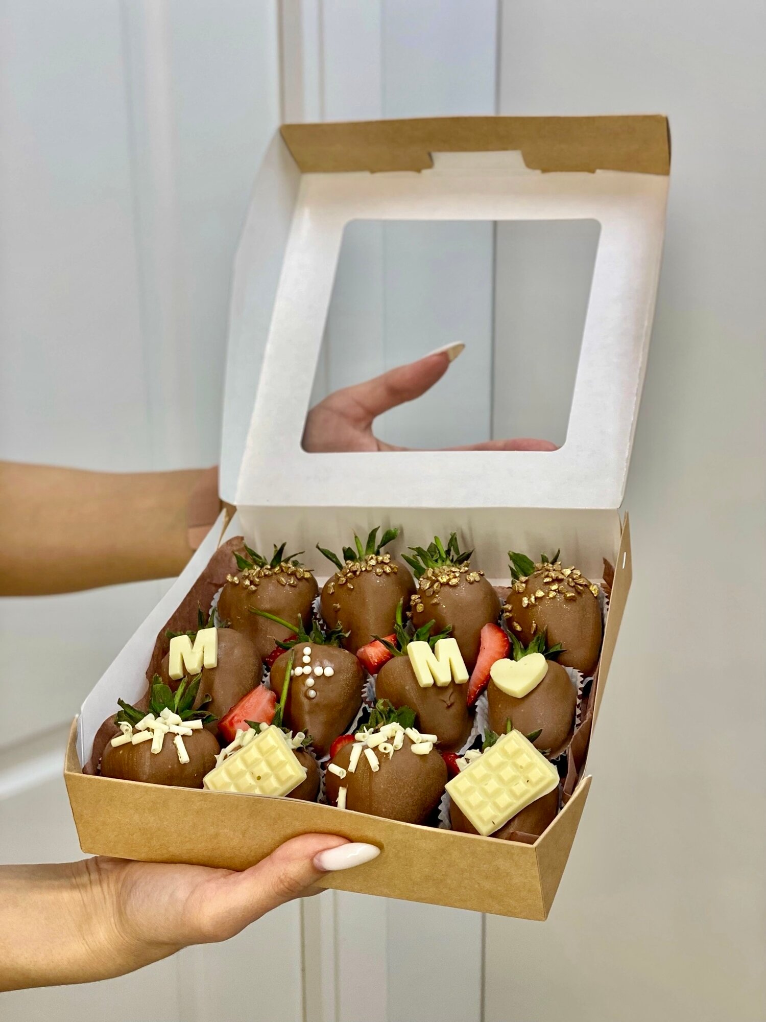 Клубника в шоколаде Подарочный набор на свадьбу годовщину 9-12 шт