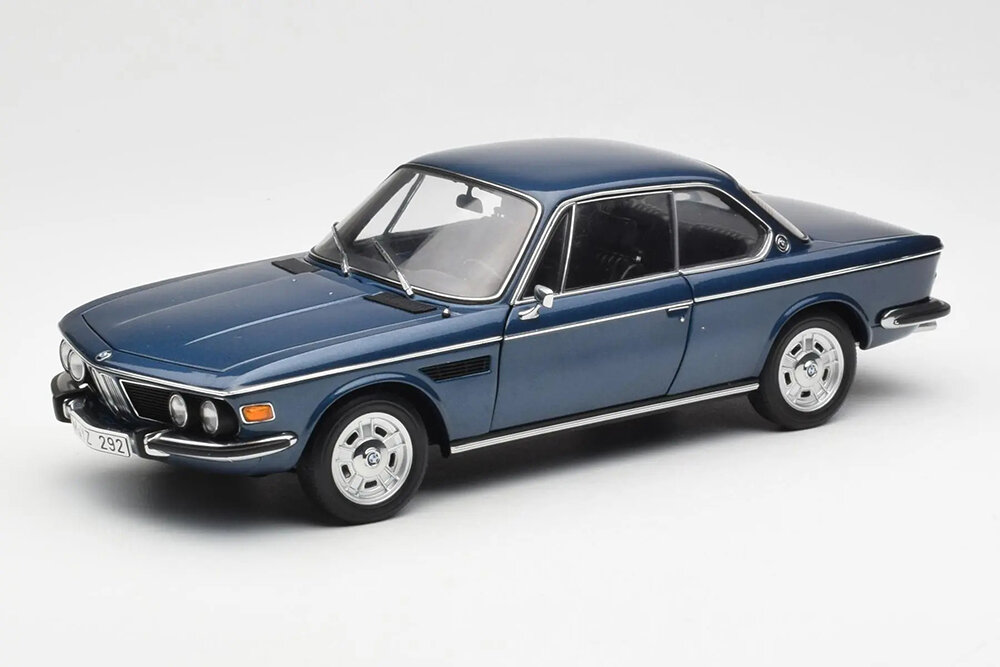 Модель коллекционная AUTOART Bmw E9 3.0 csi 1972 blue metallic / bmw синий металлик