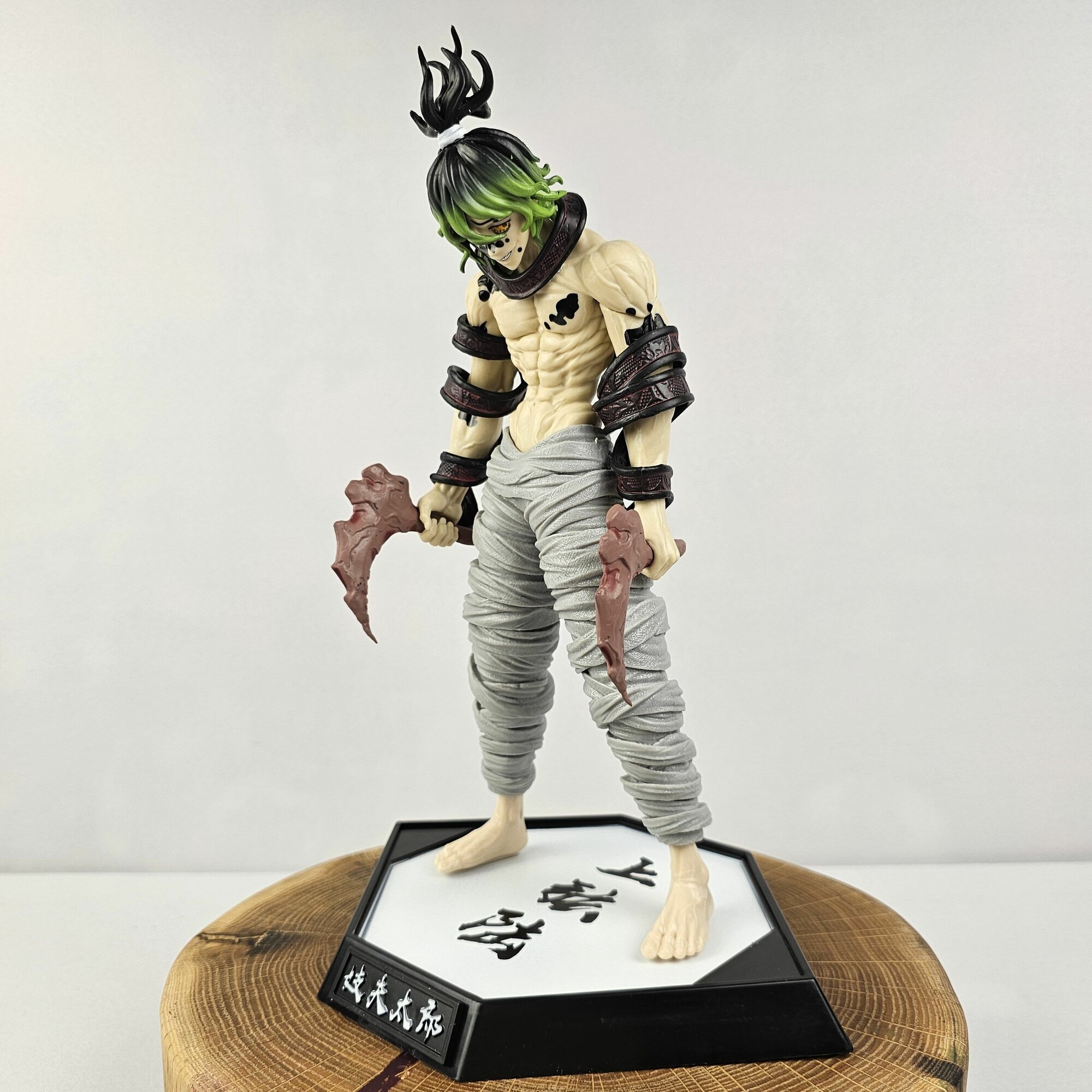 Фигурка Аниме Гютаро Клинок рассекающий демонов / 29СМ