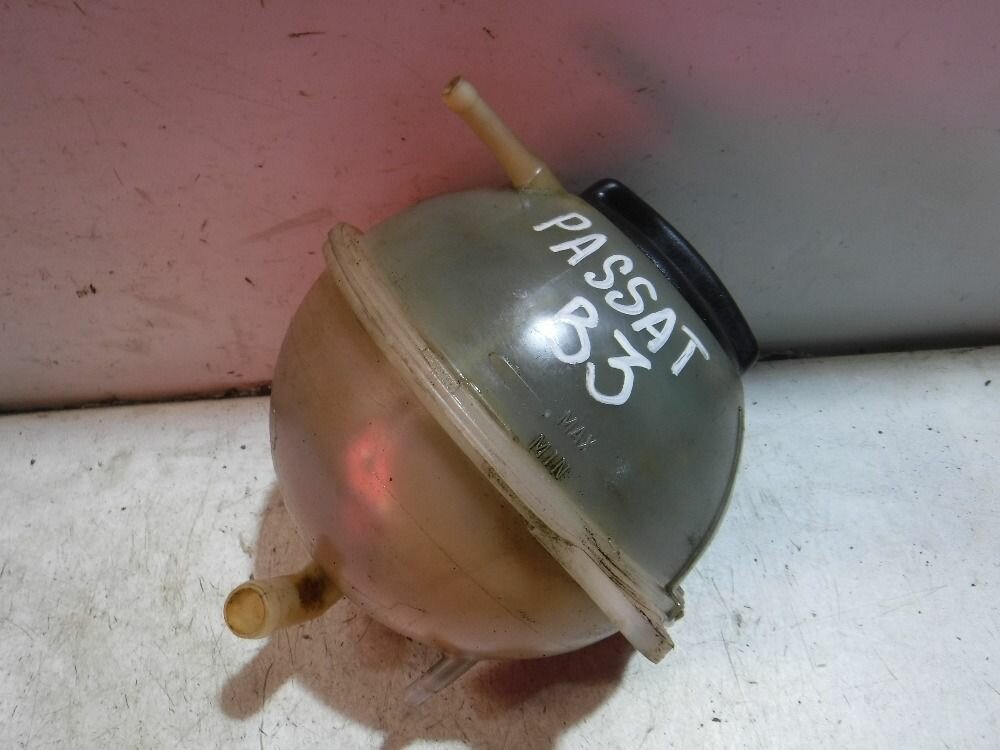 Расширительный бачок VW Passat B3 357121407