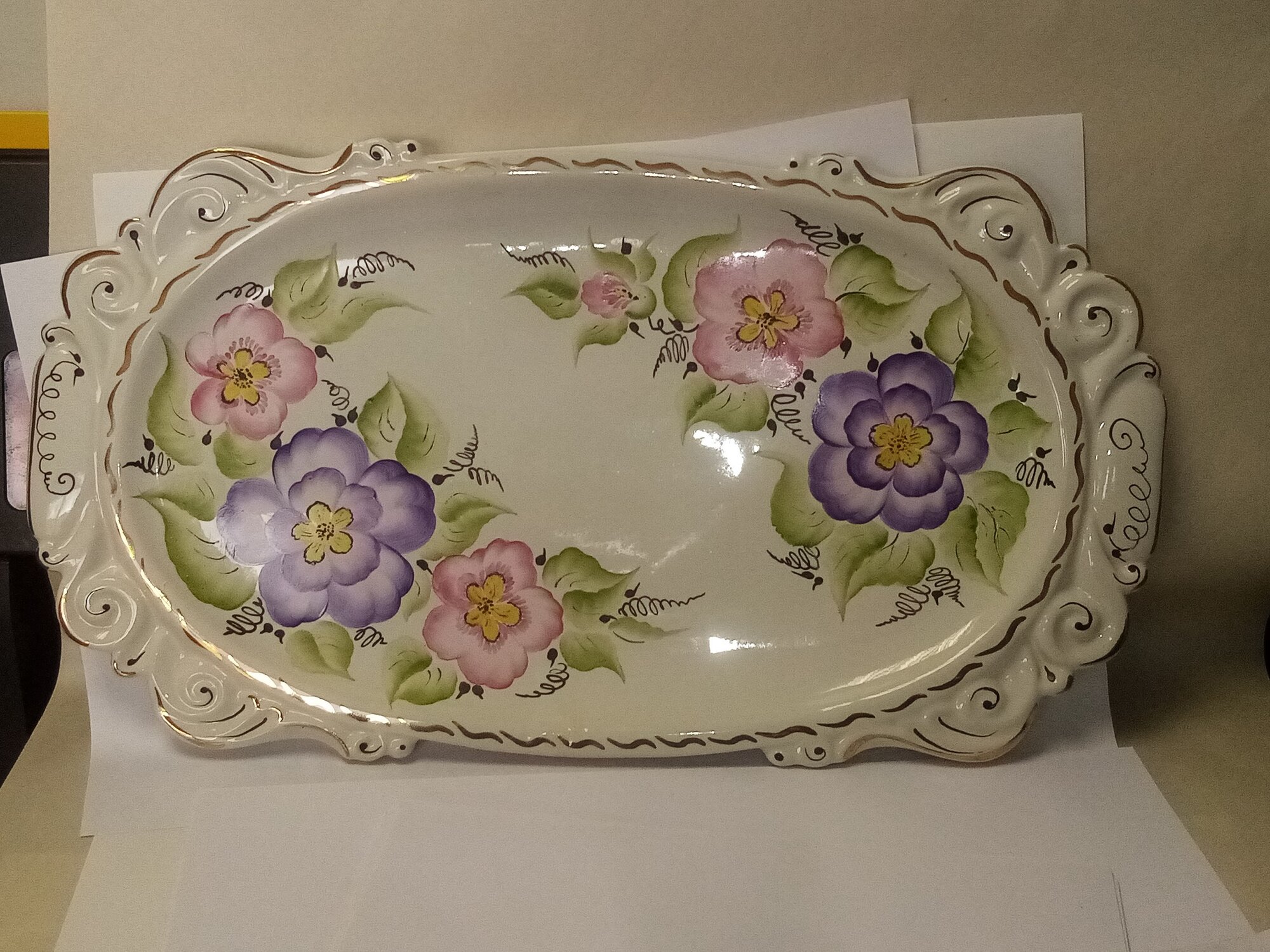 Блюдо "Садко" (бел, роспись краской и золотом)