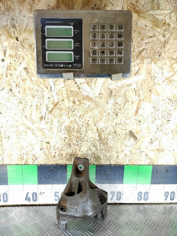 Кронштейн двигателя OPEL Vectra B 90497255