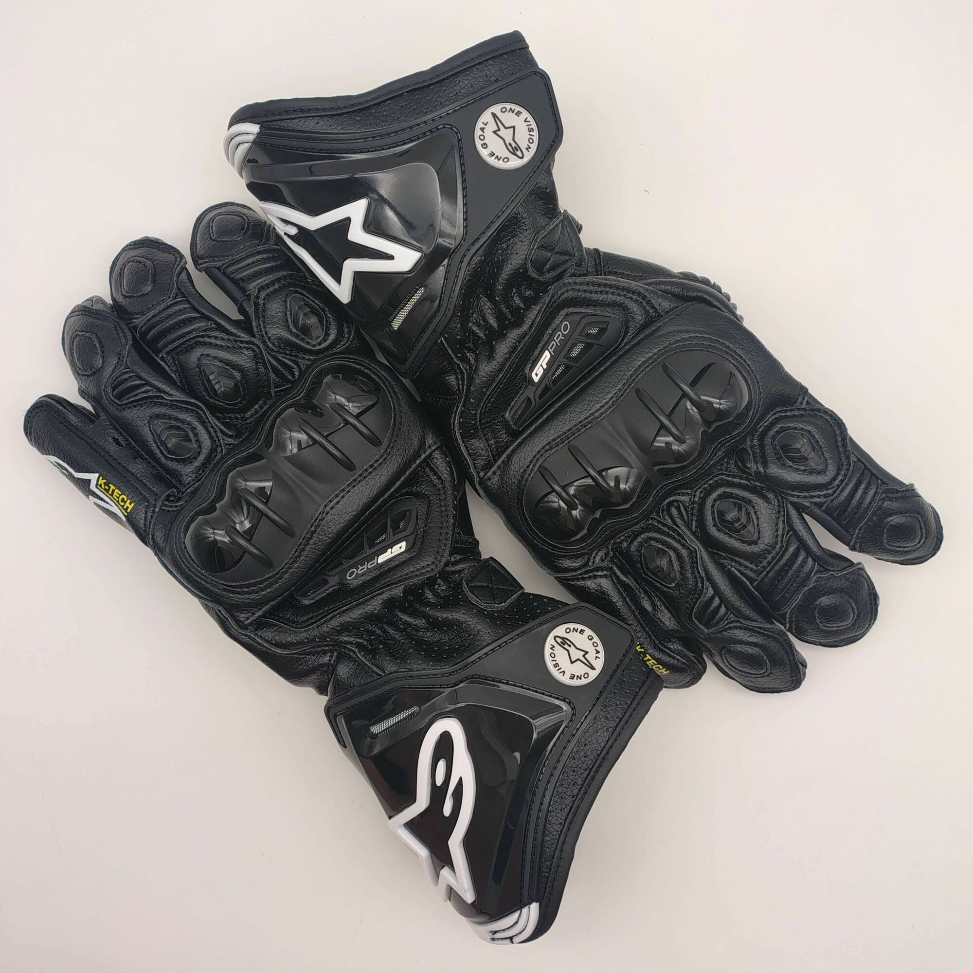 Мотоперчатки